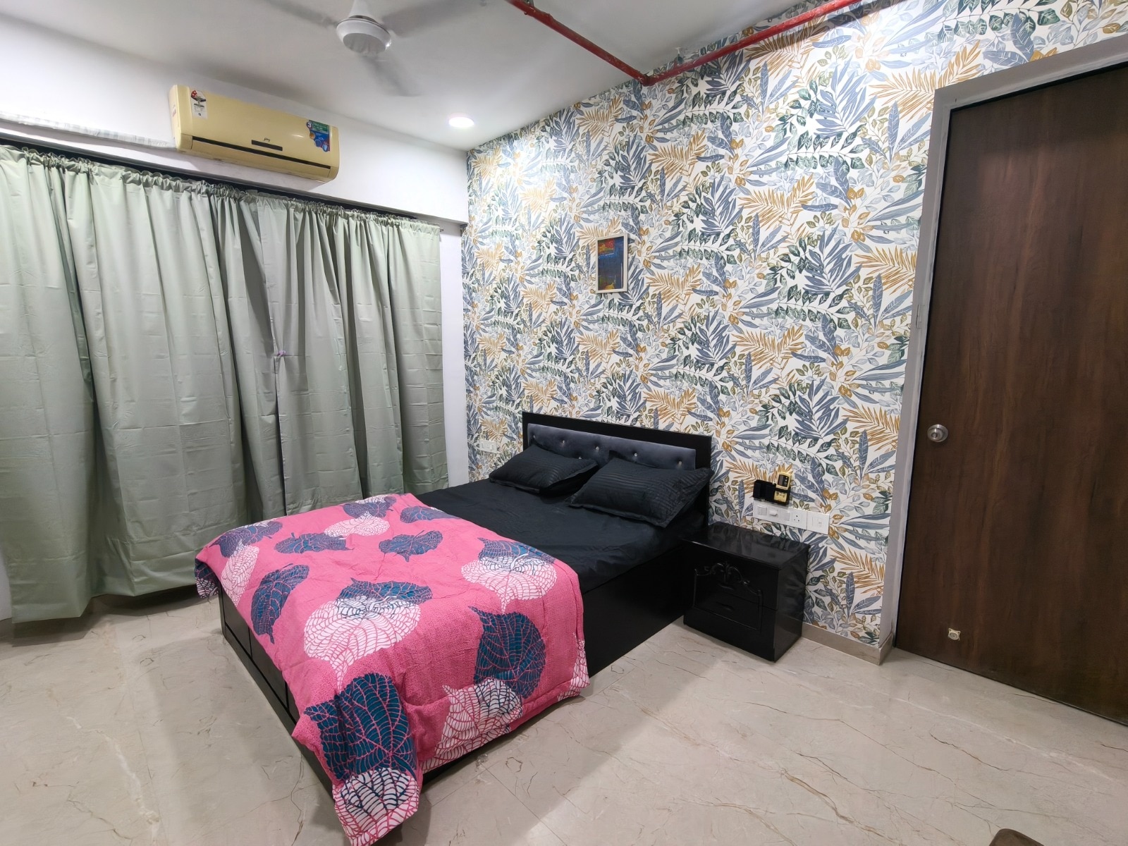 IUC 201 (Private 1Bhk) 3 Min Nesco:Nirlon:BEC | AC 𝗕𝗢𝗢𝗞 Mumbai Apartment