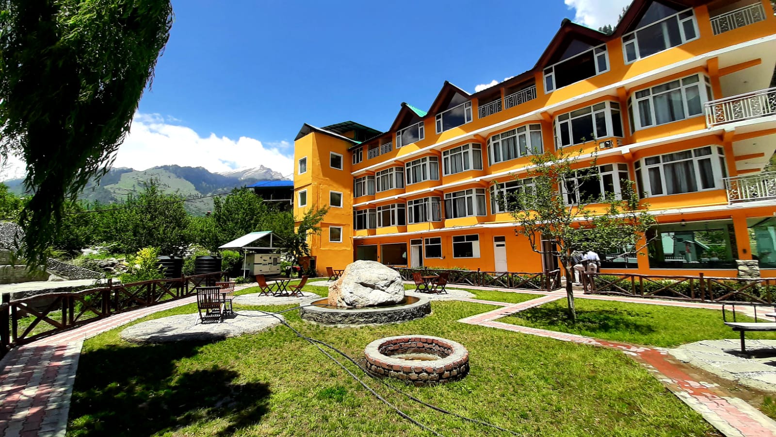 Himalayan Valley Resorts by Peaceful Hospitality 𝗕𝗢𝗢𝗞 Manali Hotel