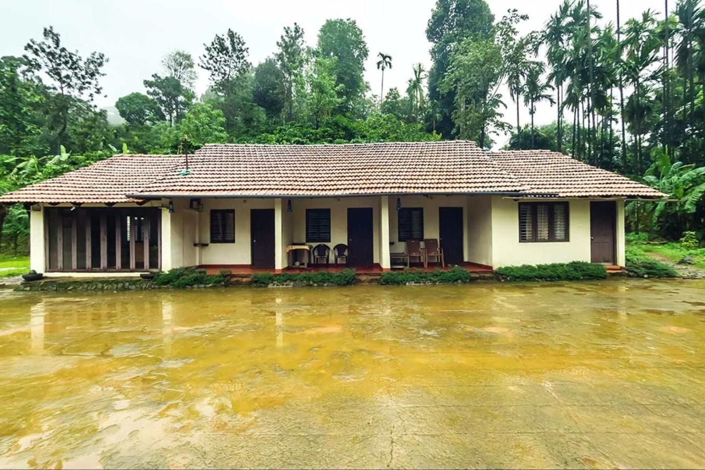 Raj Estate Stay 𝗕𝗢𝗢𝗞 Coorg Farm House