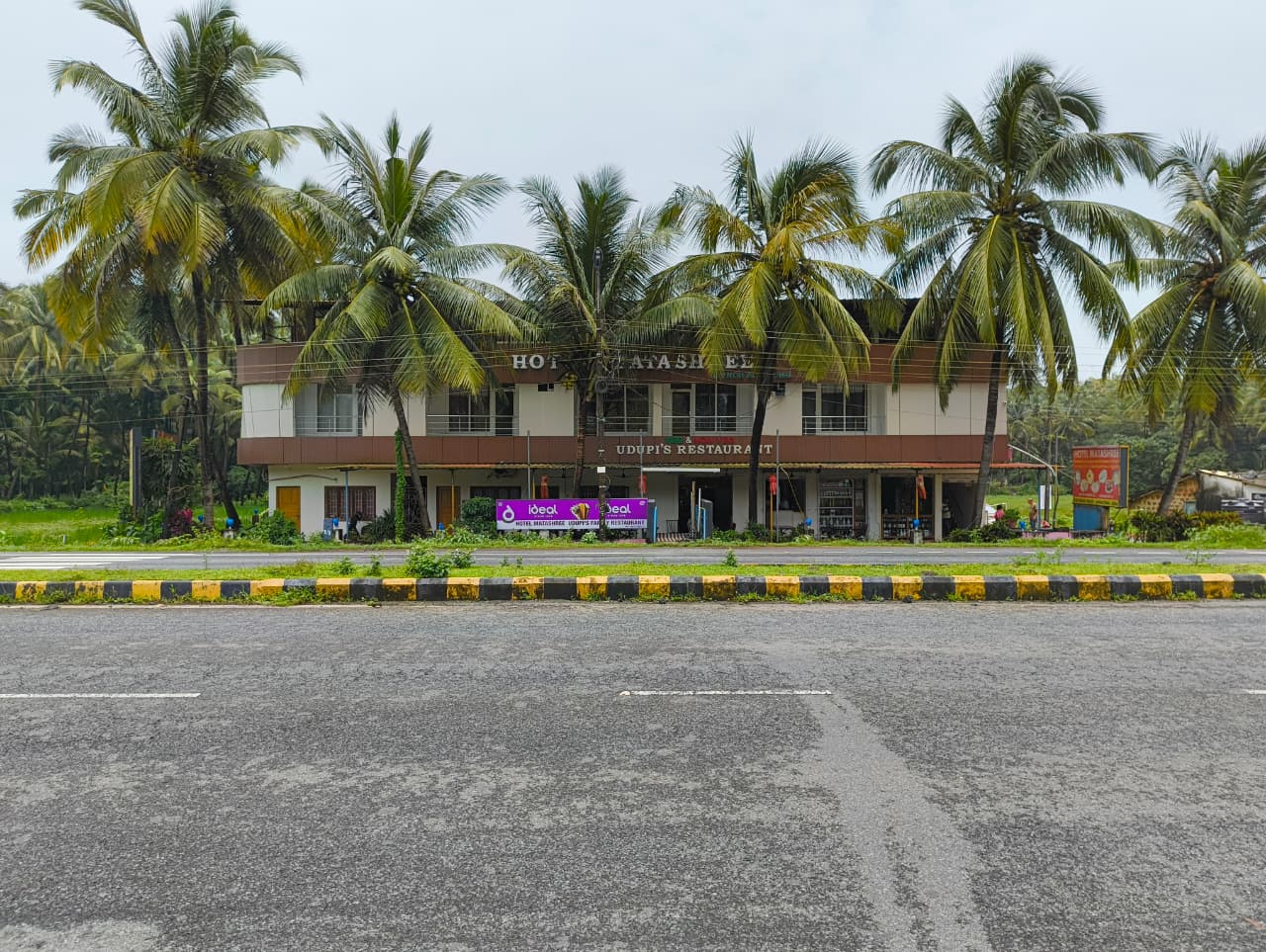 HOTEL MATASHREE 𝗕𝗢𝗢𝗞 Goa Hotel