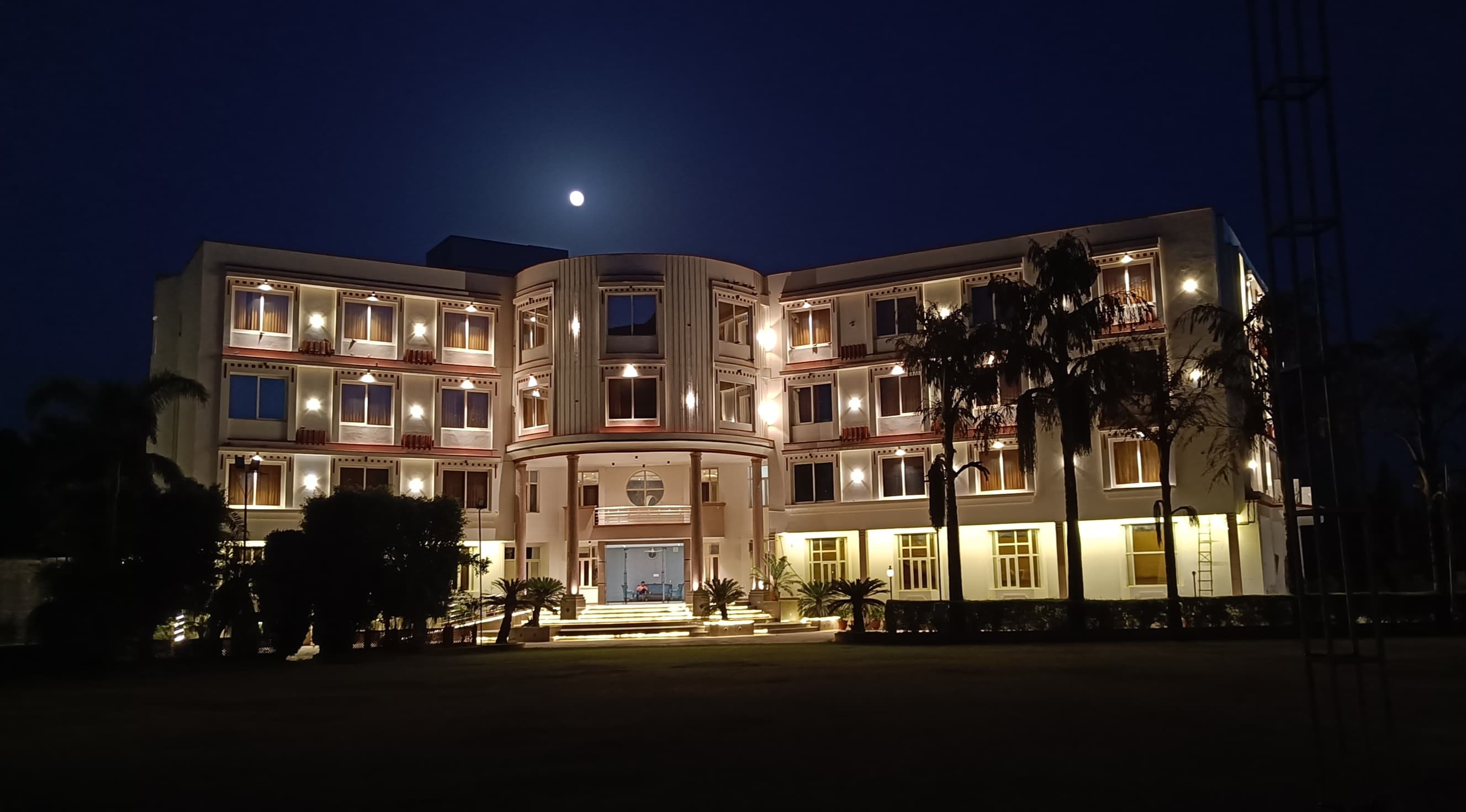 Sagar Resort 𝗕𝗢𝗢𝗞 Alwar Resort