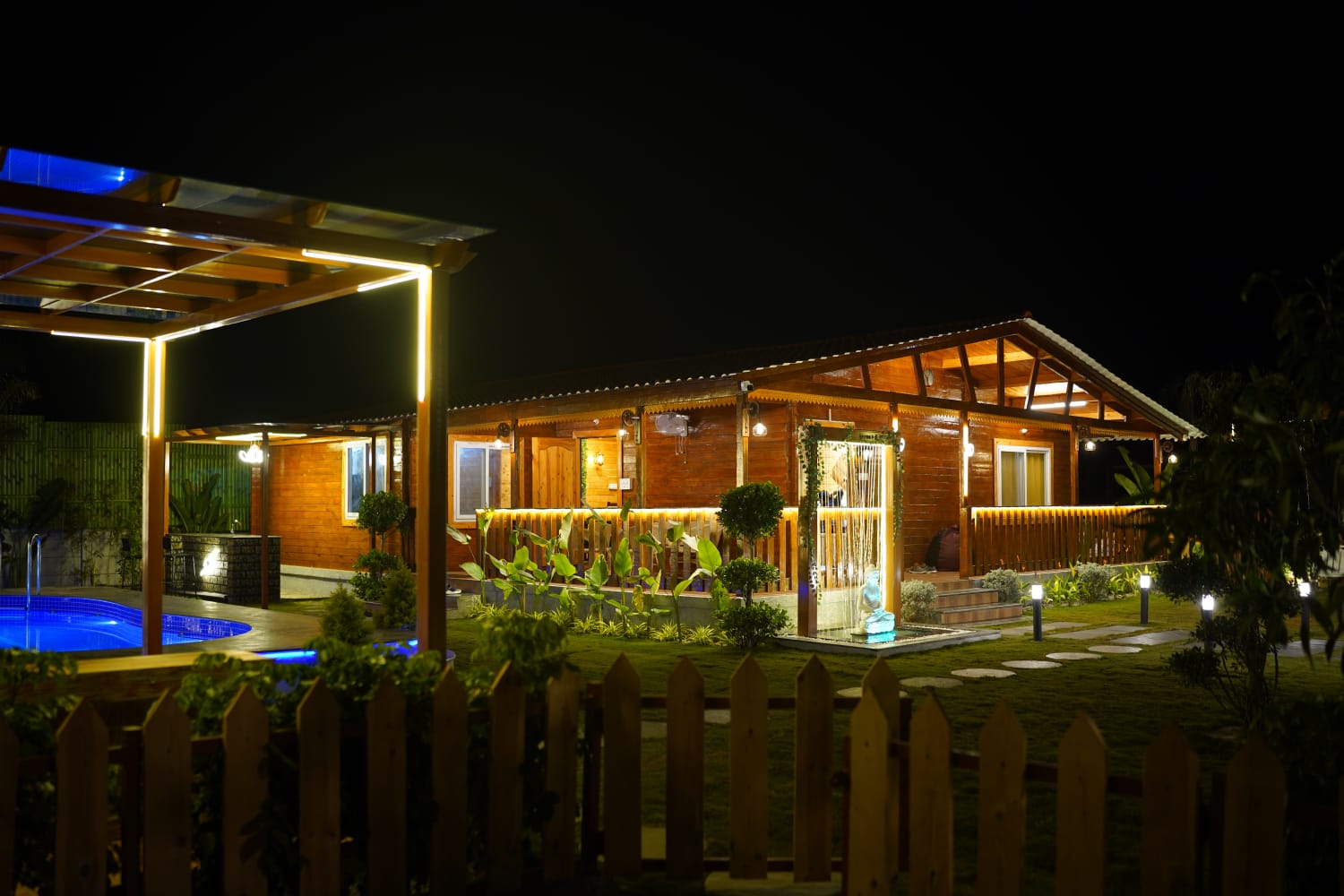 La Cabana The Wooden Cottage with Private Pool 𝗕𝗢𝗢𝗞 Chevella Farm House