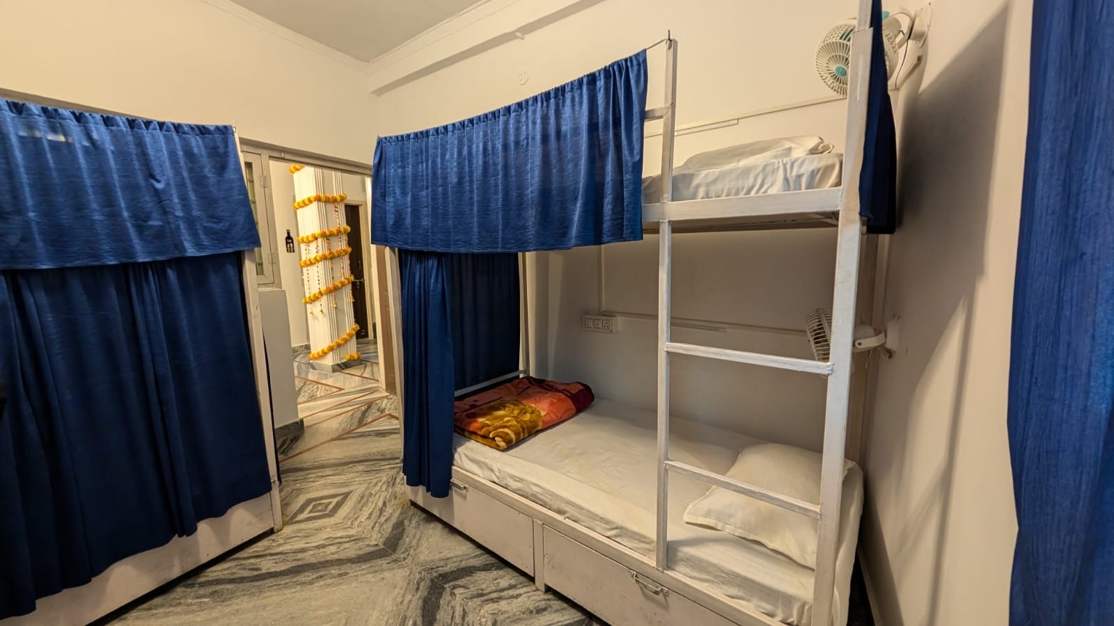 The GreenView Homestay & Hostel 𝗕𝗢𝗢𝗞 Rishikesh Hostel