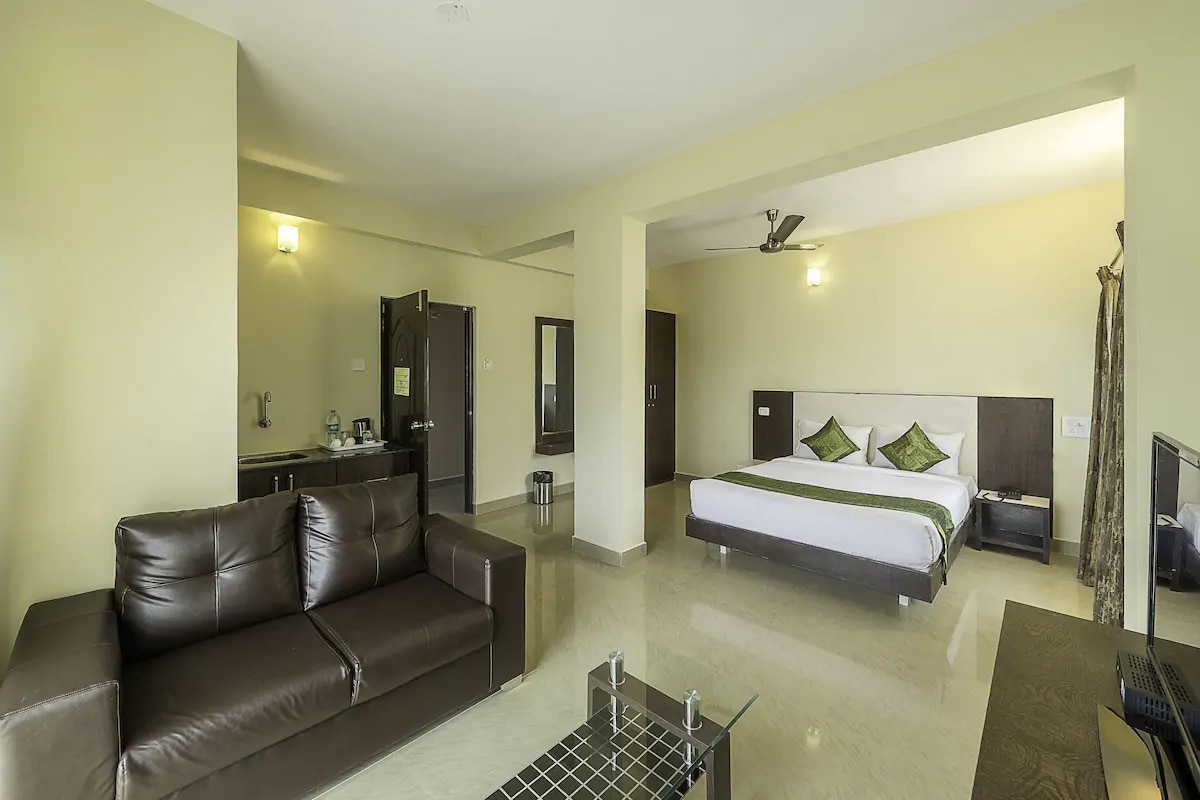 Daffodil Suites at Manyata Tech Park 𝗕𝗢𝗢𝗞 Bangalore Hotel