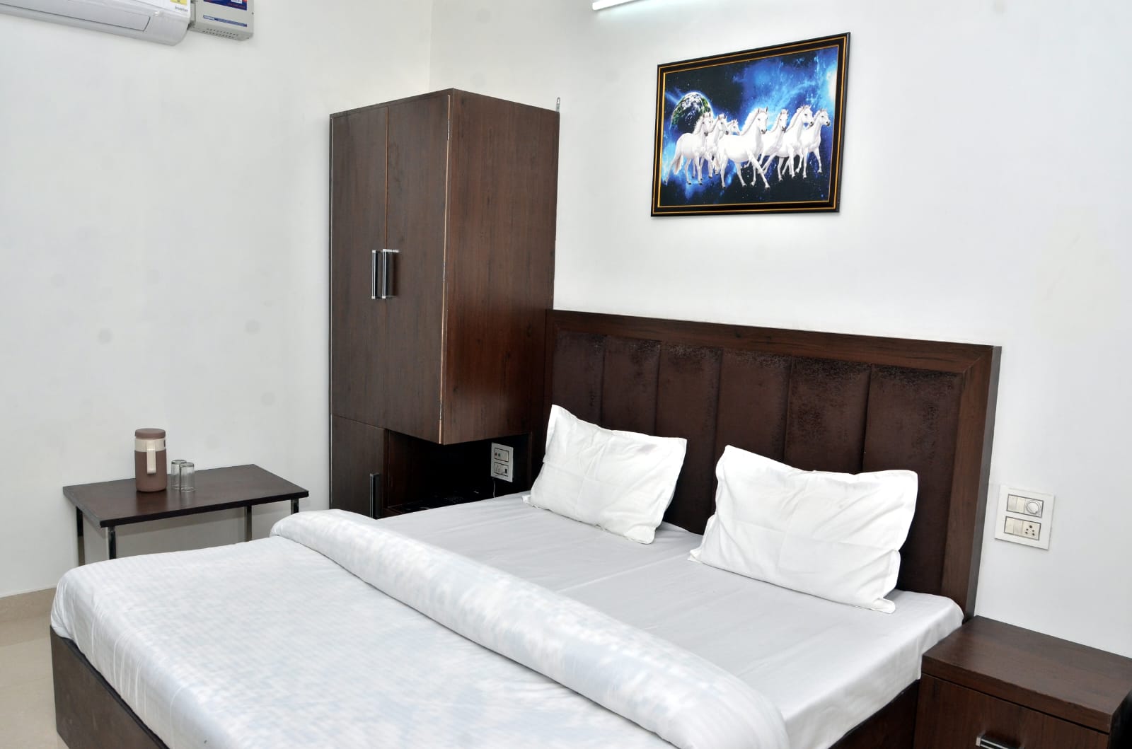 Kingstar Residency 𝗕𝗢𝗢𝗞 Bathinda ${hd_property_type_token}