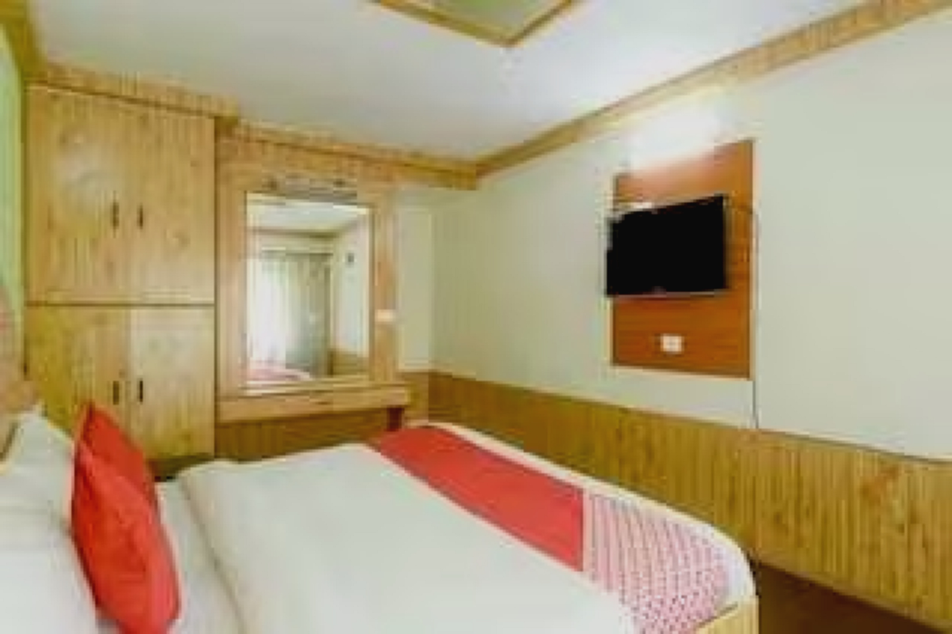 Hotel O View Point 𝗕𝗢𝗢𝗞 Manali Hotel