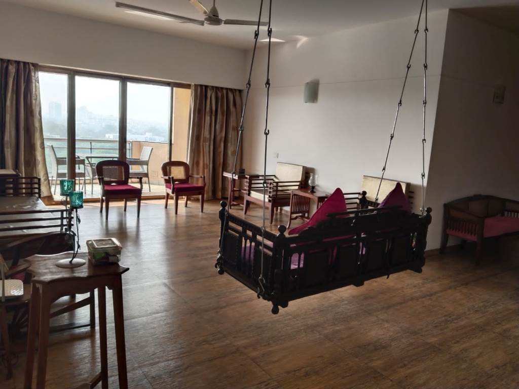 BFL Guest House Pune - Silverwood's(For SMTs) 𝗕𝗢𝗢𝗞 Pune Apartment