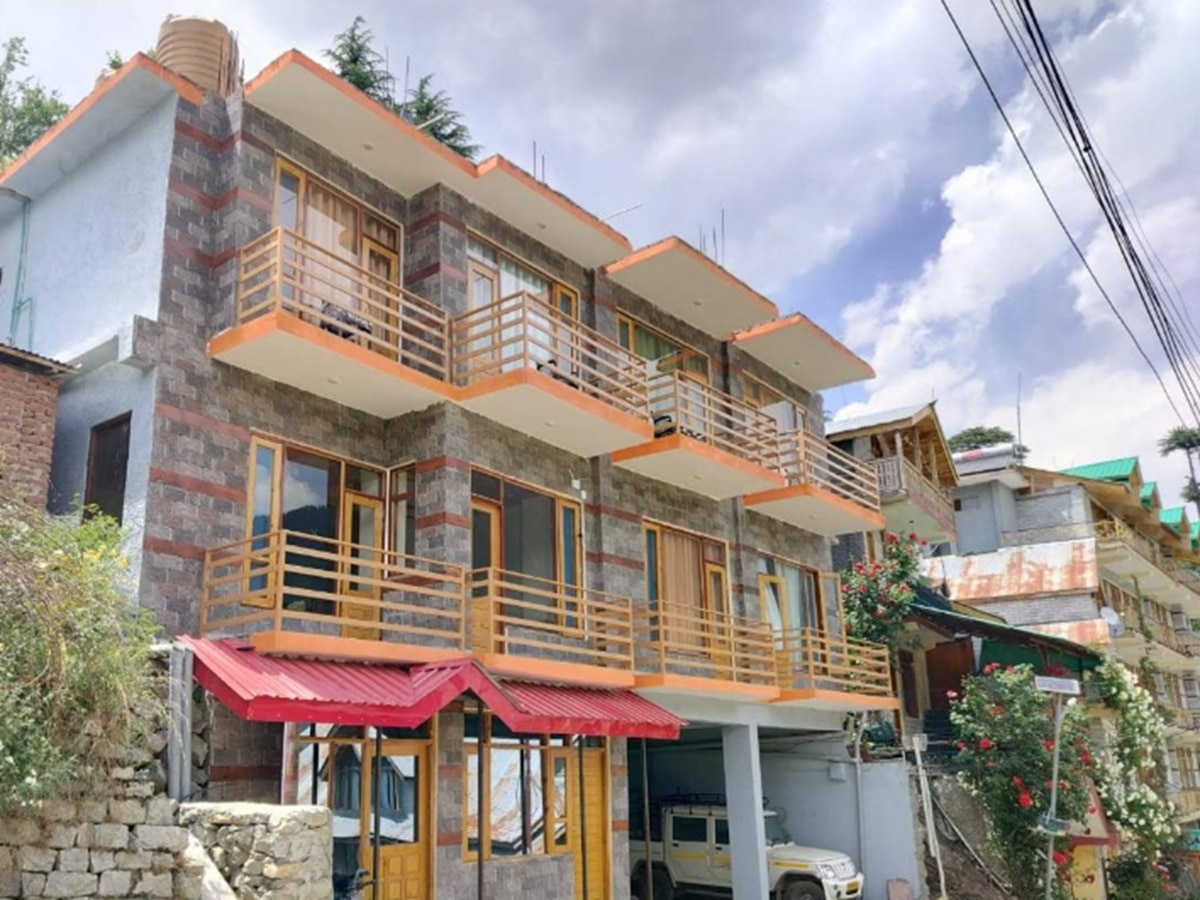 SA Manali Inn 𝗕𝗢𝗢𝗞 Manali Hotel