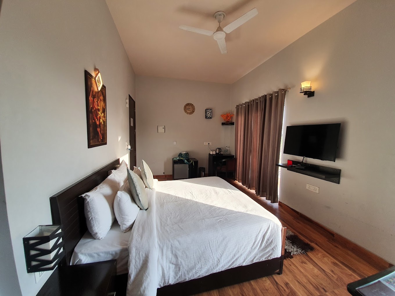 Krishna Resort Vrindavan Vrindavan - Reviews, Photos & Offer