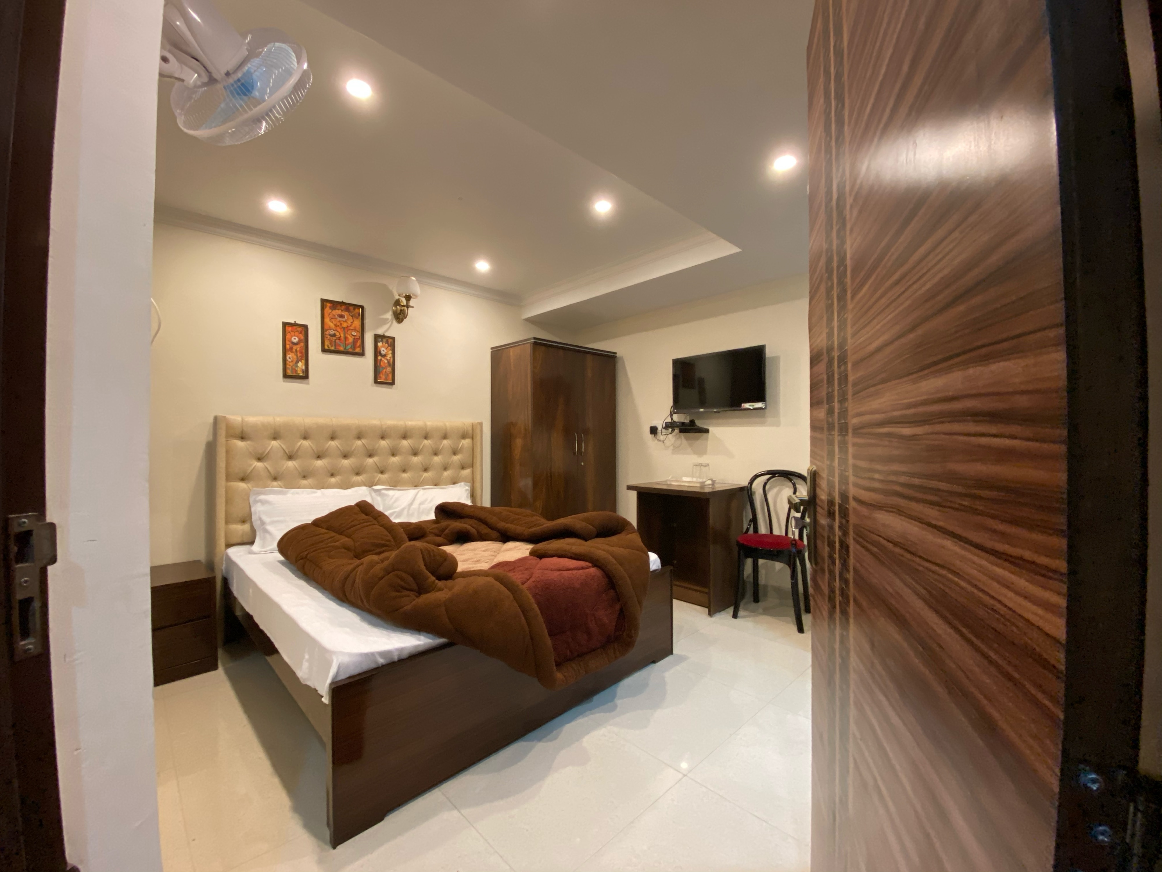 Landour heights 𝗕𝗢𝗢𝗞 Mussoorie Homestay