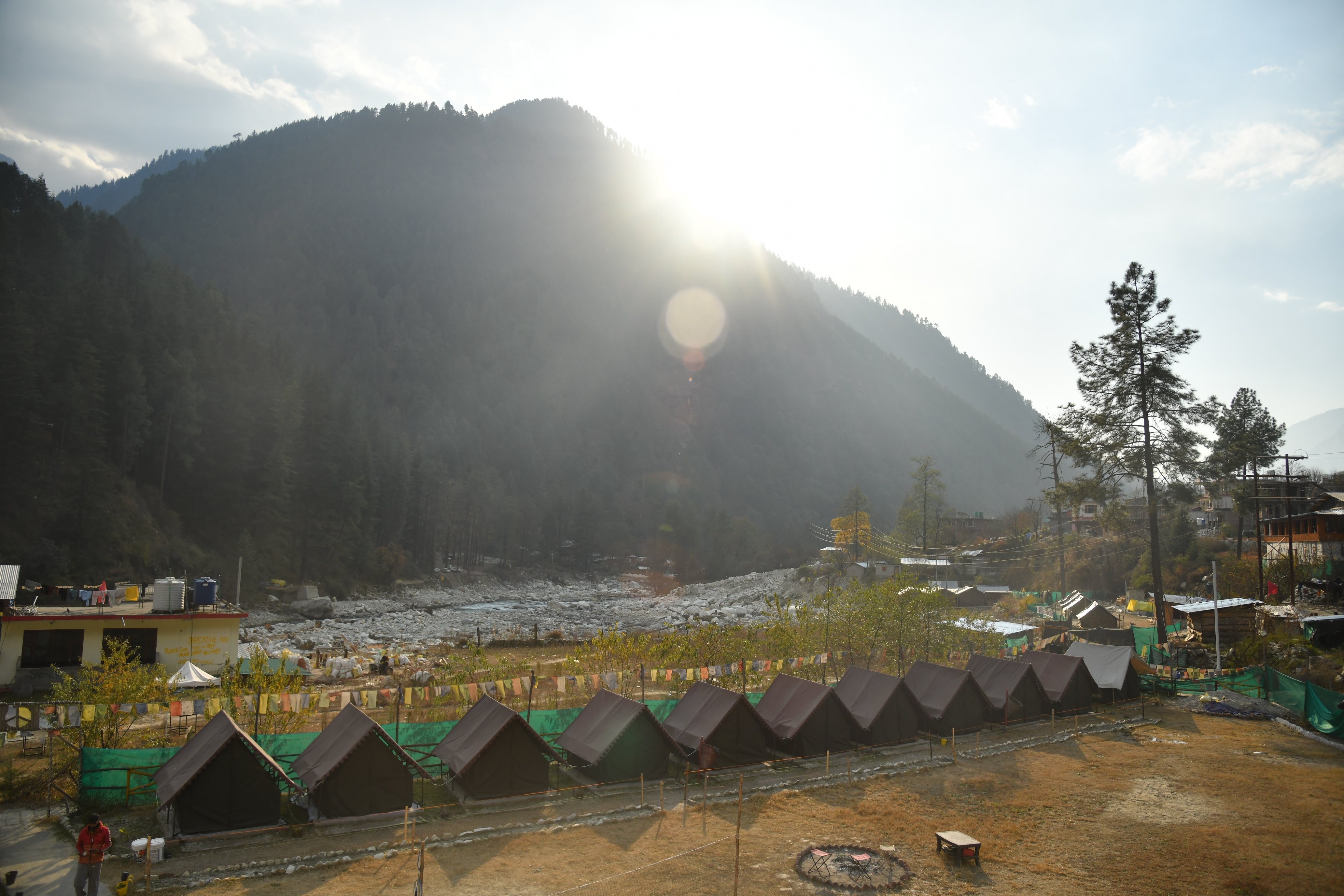 Himtrek Stays kasol 𝗕𝗢𝗢𝗞 Kasol Cottage