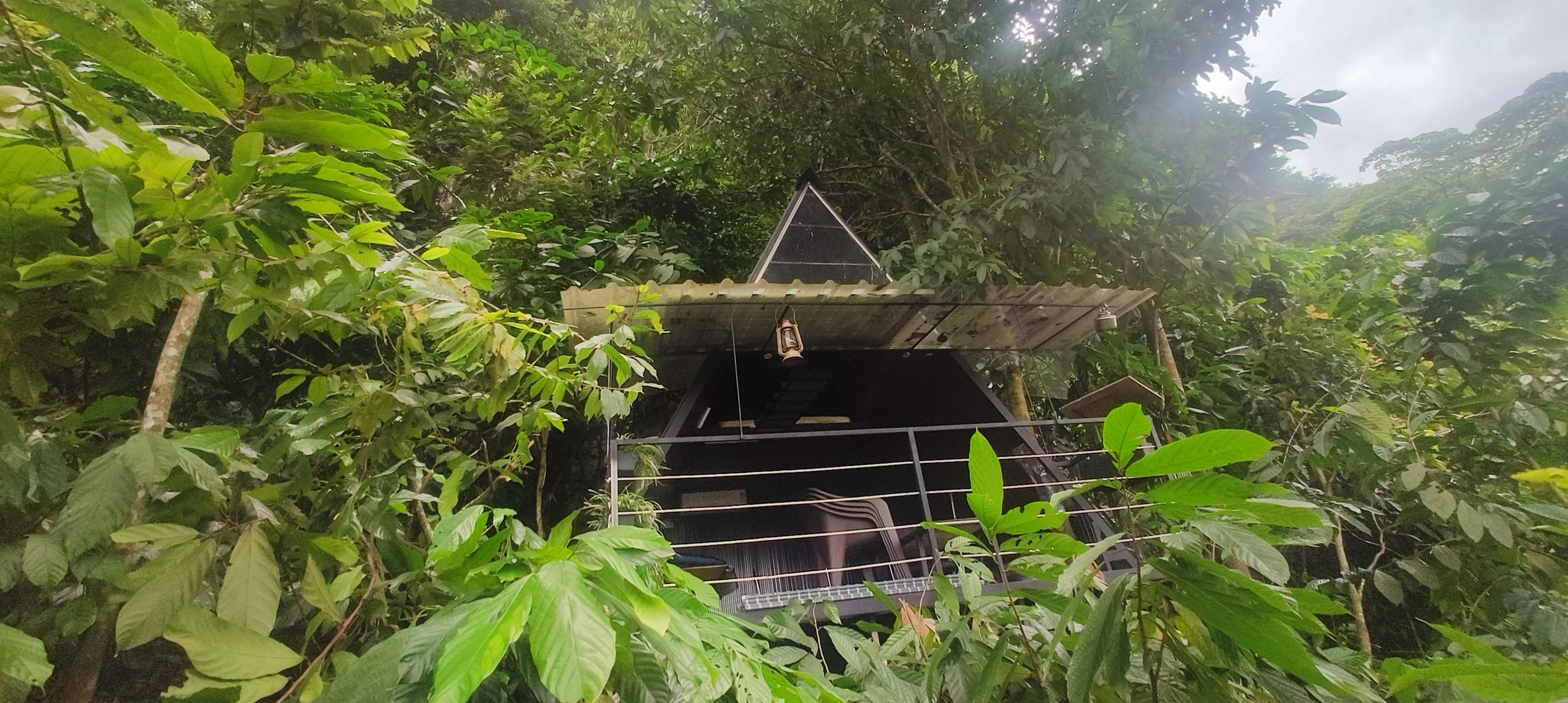 HOBBITON CAMPING 𝗕𝗢𝗢𝗞 Munnar Camp