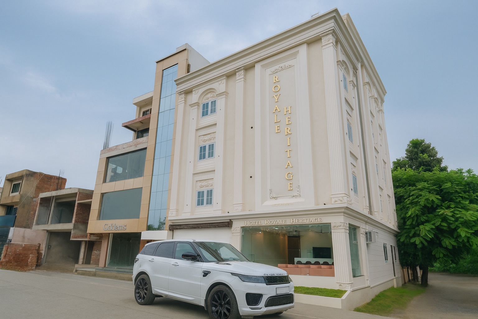 Hotel Royale Heritage Ujjain - Reviews, Photos & Offer