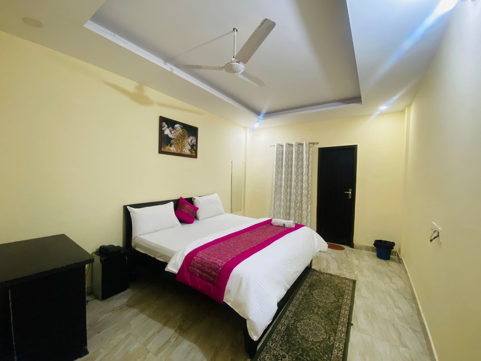 Address of YBIN HOTEL AN UNIT OF HAPPY PALACE INN - Guest House in Noida