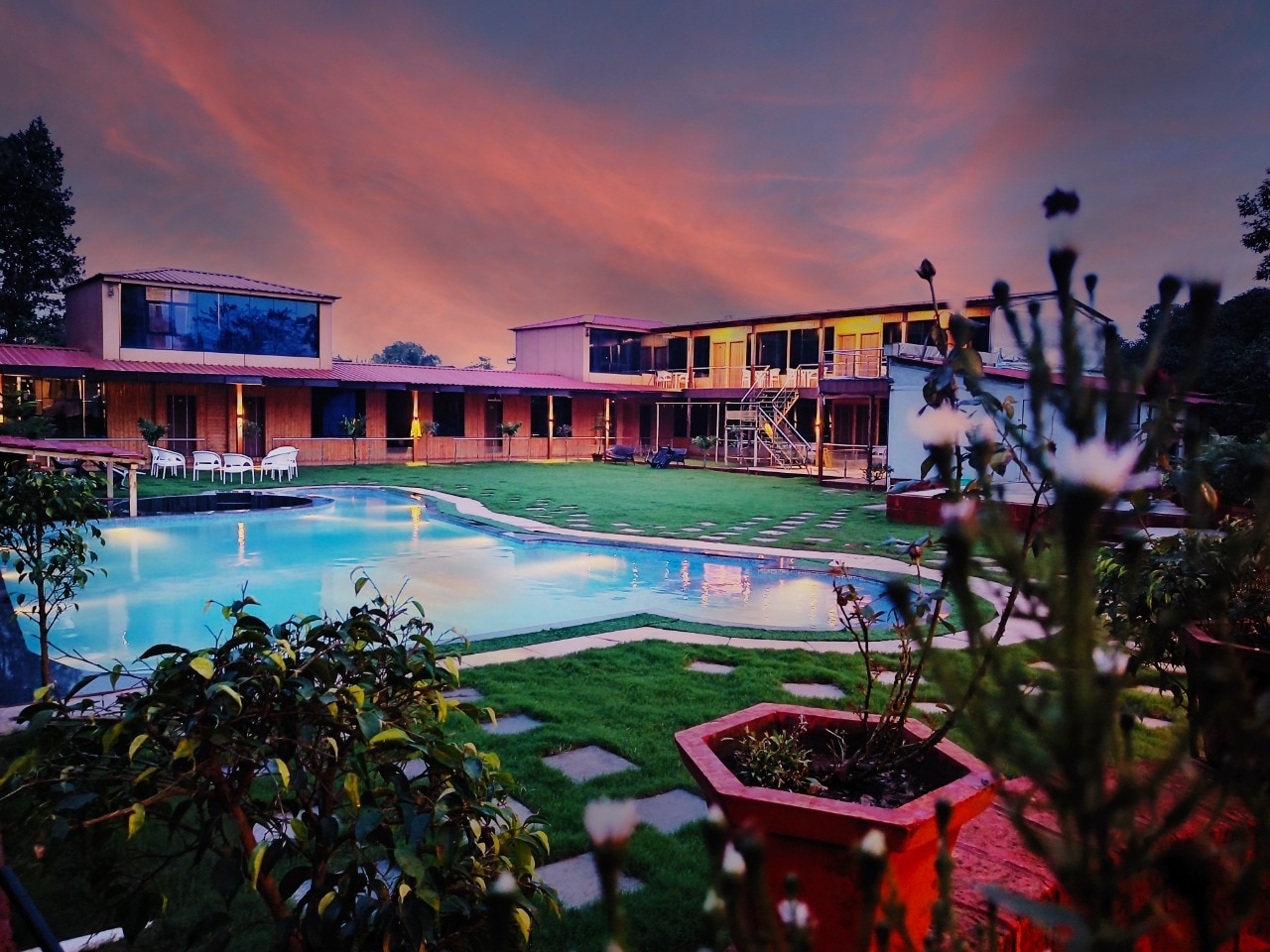 Arya Resort and SPA Mahabaleshwar - Reviews, Photos & Offer