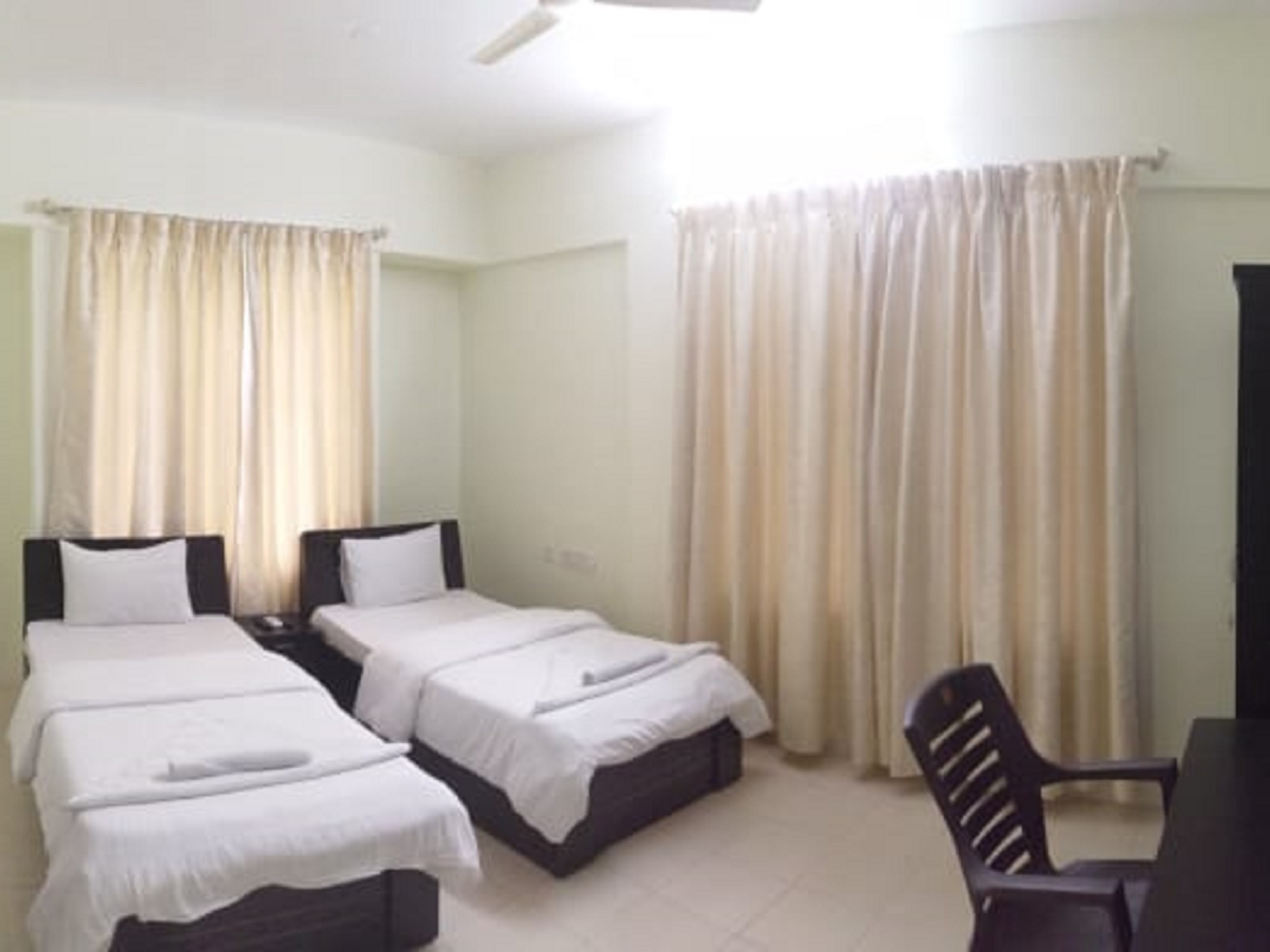 BFL Guest House Pune - Alfa Premio 𝗕𝗢𝗢𝗞 Pune Apartment
