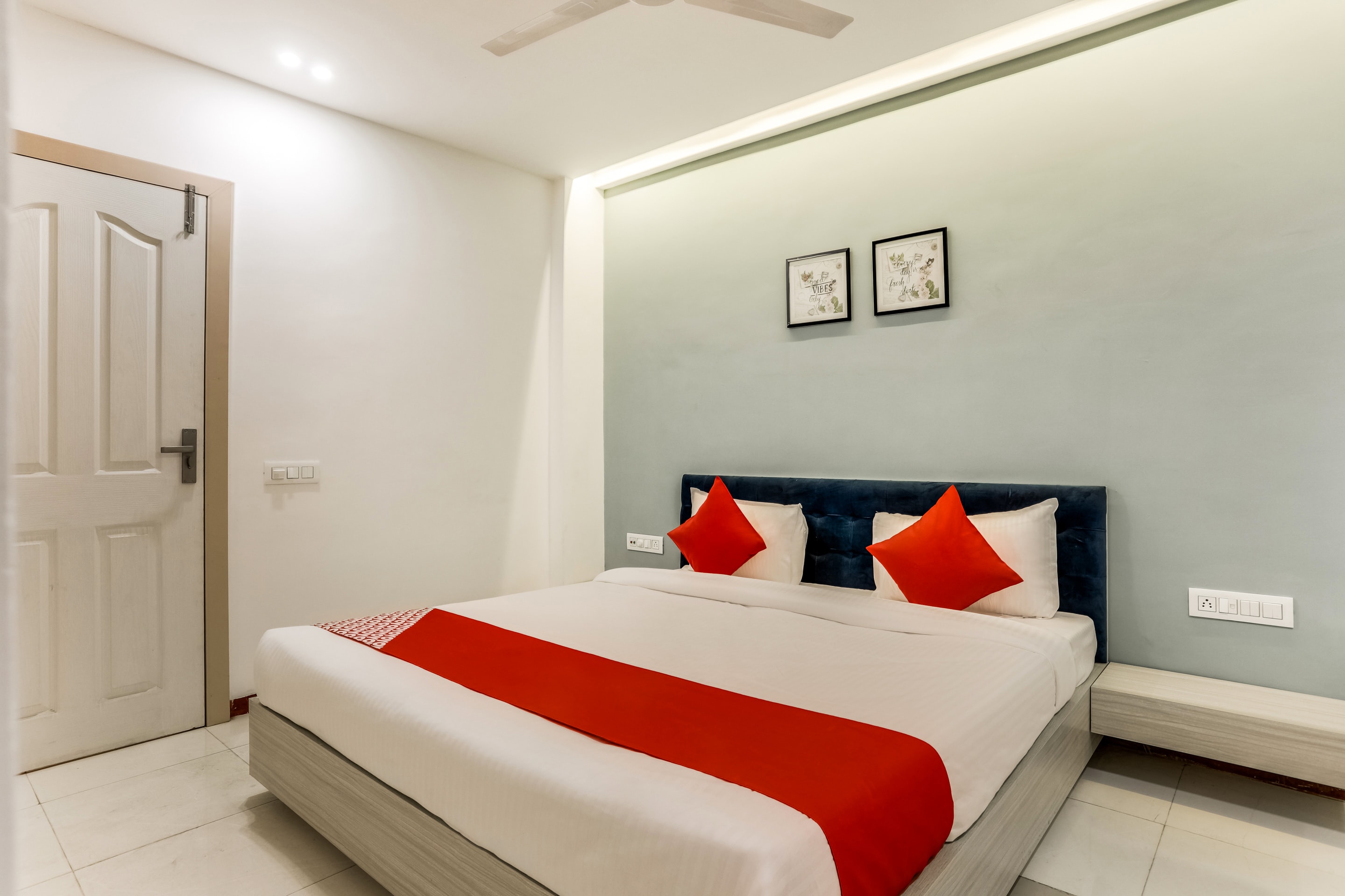 Hotel O Omkar 𝗕𝗢𝗢𝗞 Indore Hotel