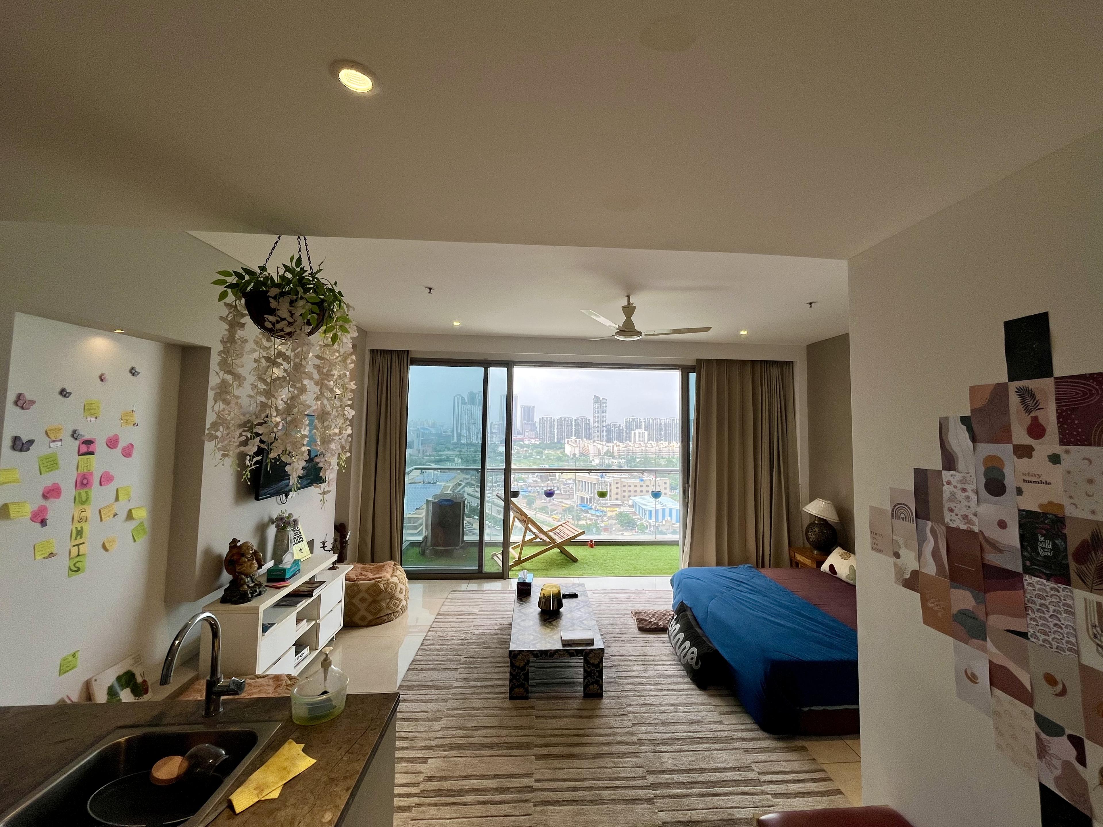 Two Passangers on Highrise Haven 16th Floor 𝗕𝗢𝗢𝗞 Gurgaon Apartment