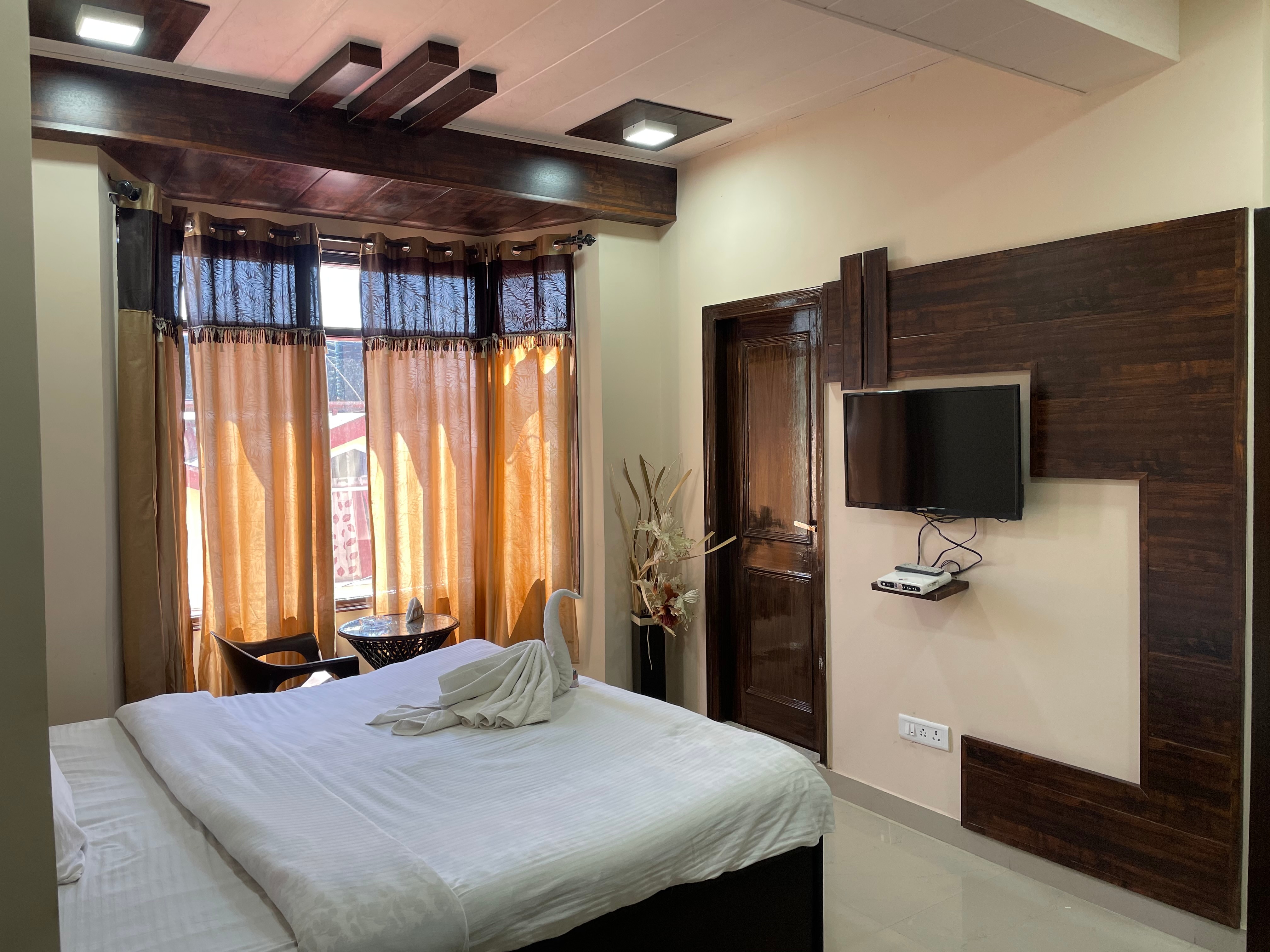 Sam Villa BnB 𝗕𝗢𝗢𝗞 Shimla Homestay