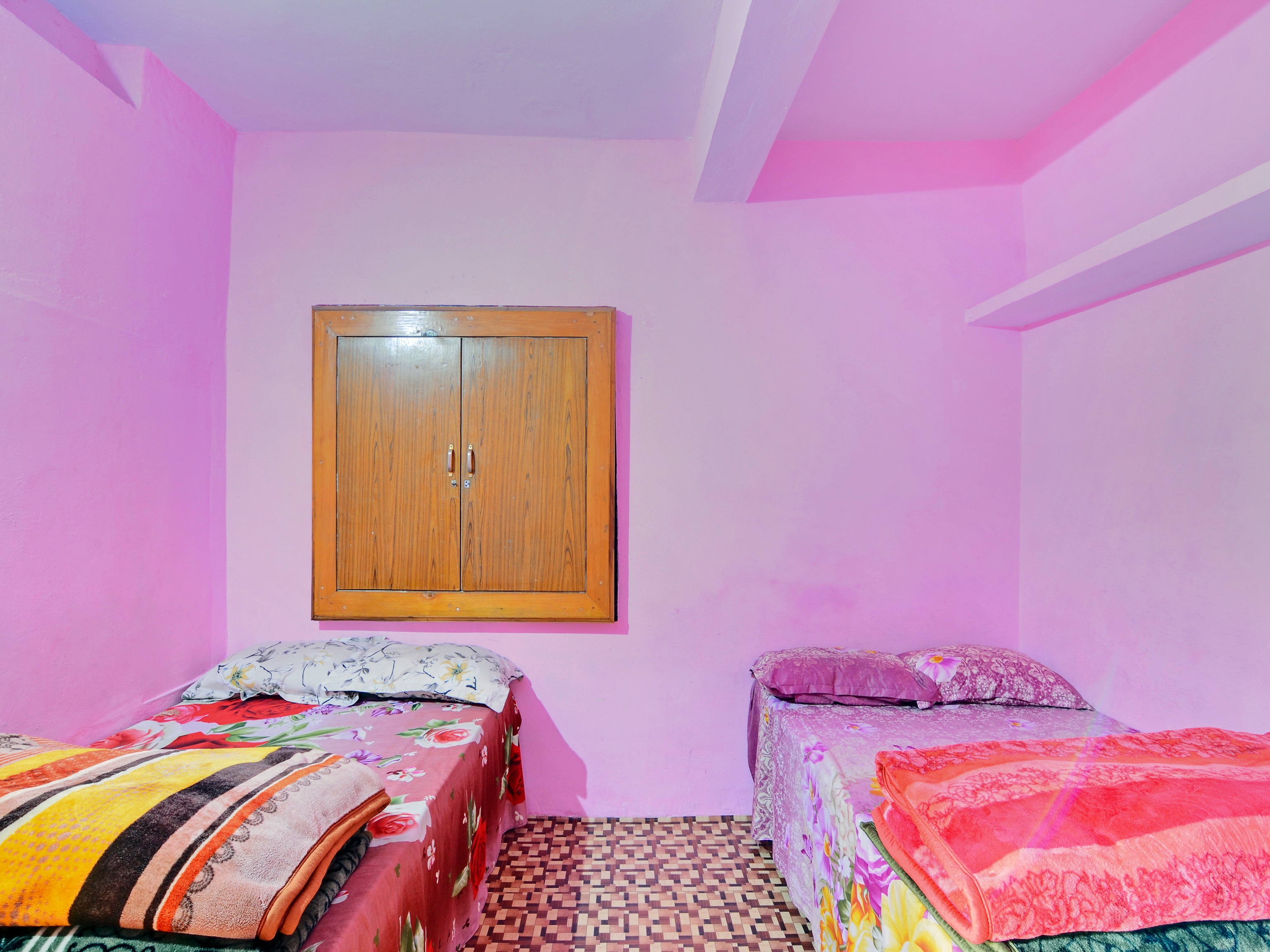 Photos of neem karoli baba- sampurnanand homestay - Kosya Kutauli Hotel ...