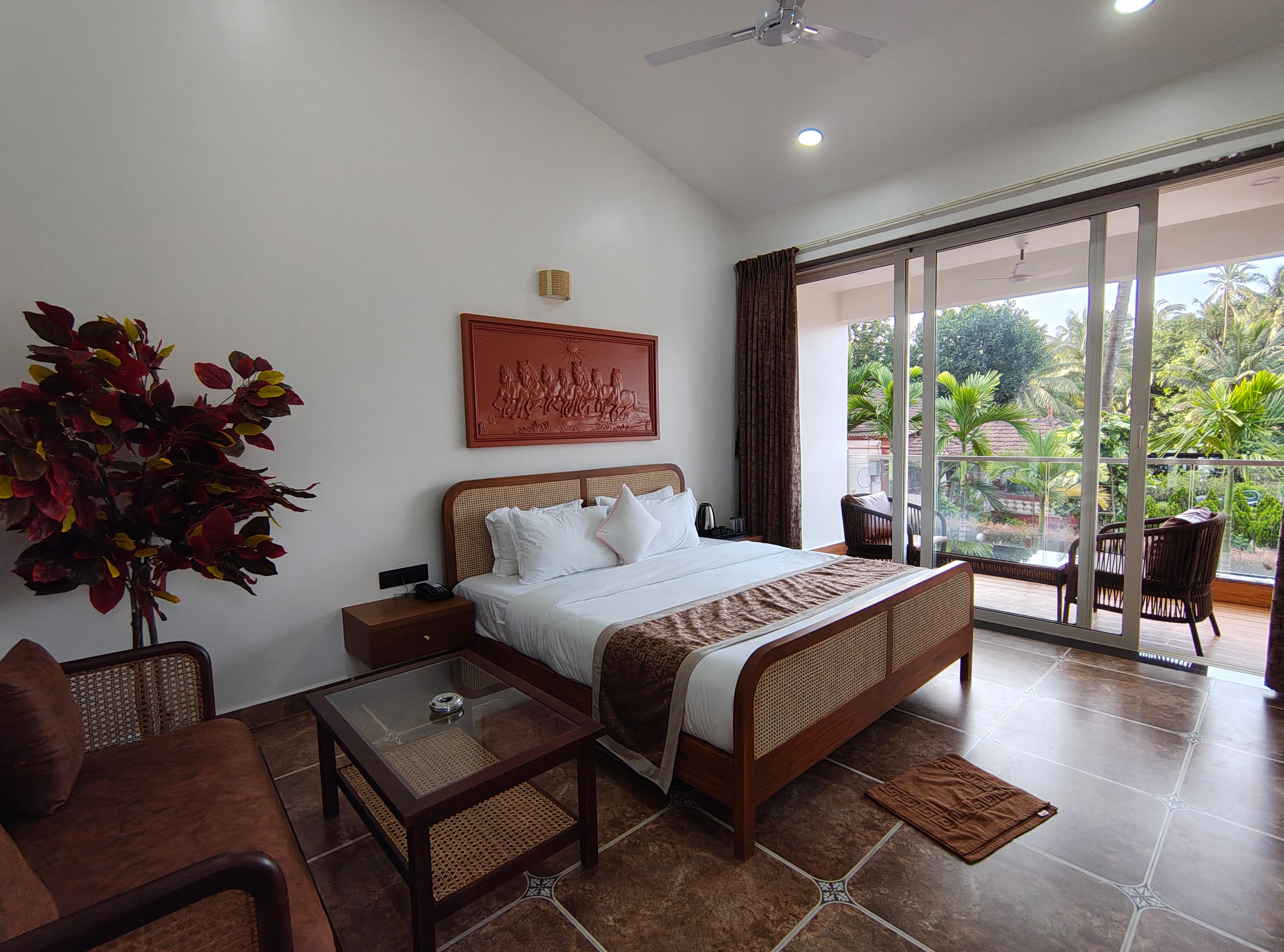 Shrikrishna Luxury 4BHK Villa with Private Pool and Bathtub 𝗕𝗢𝗢𝗞 Goa Villa