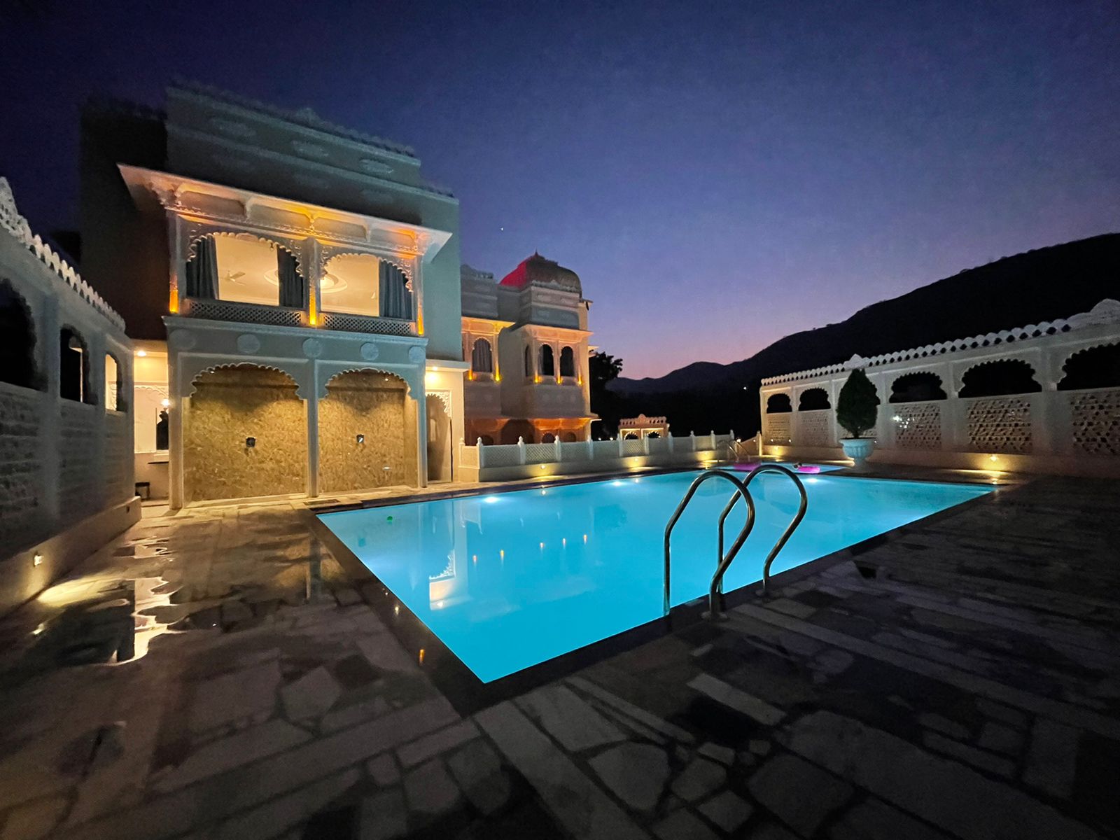 THE KUMBHA MAHAL RESORT 𝗕𝗢𝗢𝗞 Kumbhalgarh Resort