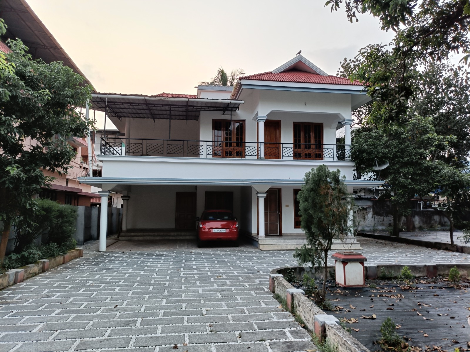 SANVILLA | 5 min to Vyttila Hub 𝗕𝗢𝗢𝗞 Cochin Villa