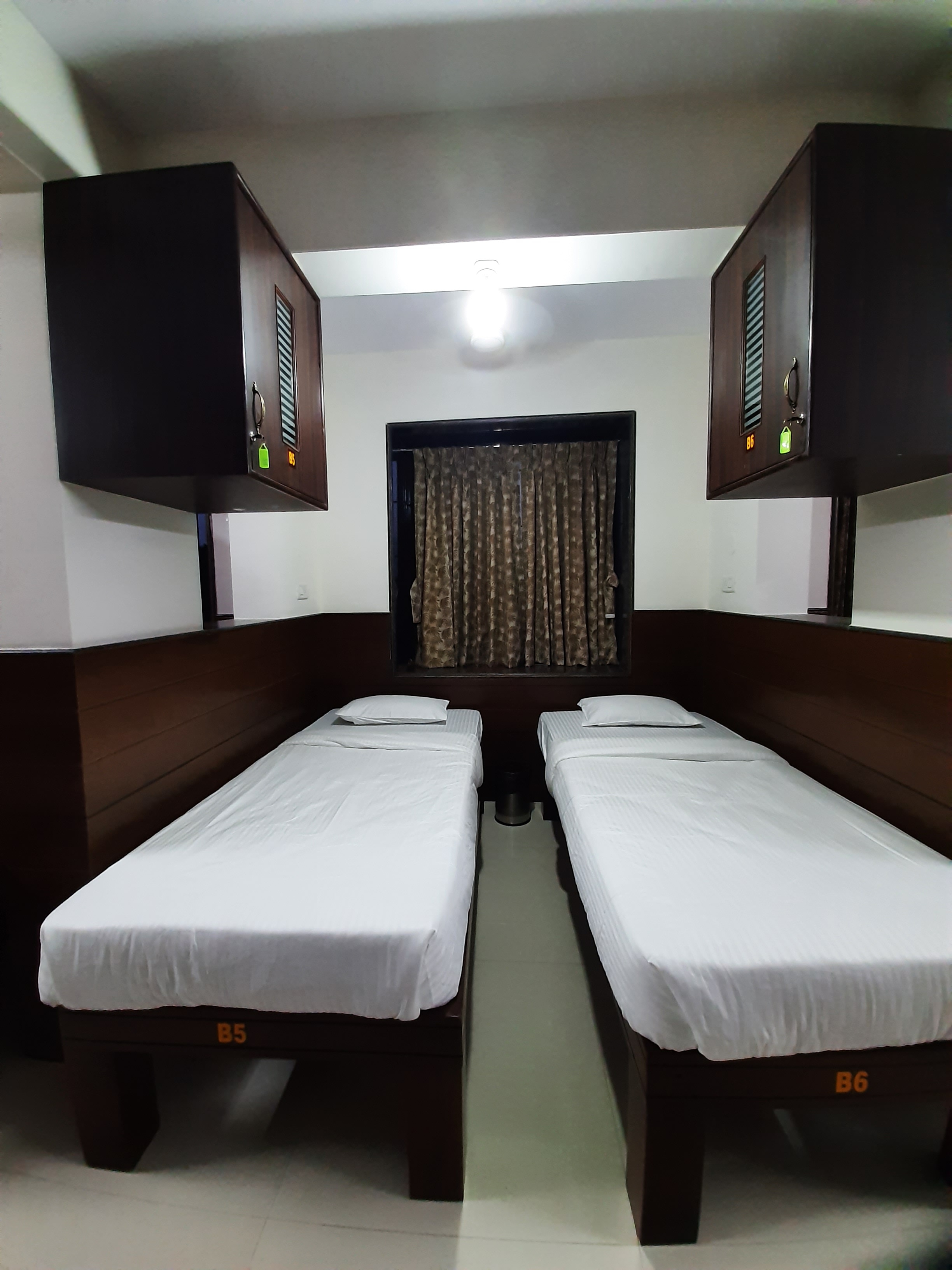 Go Goa Dormitory 𝗕𝗢𝗢𝗞 Goa Homestay