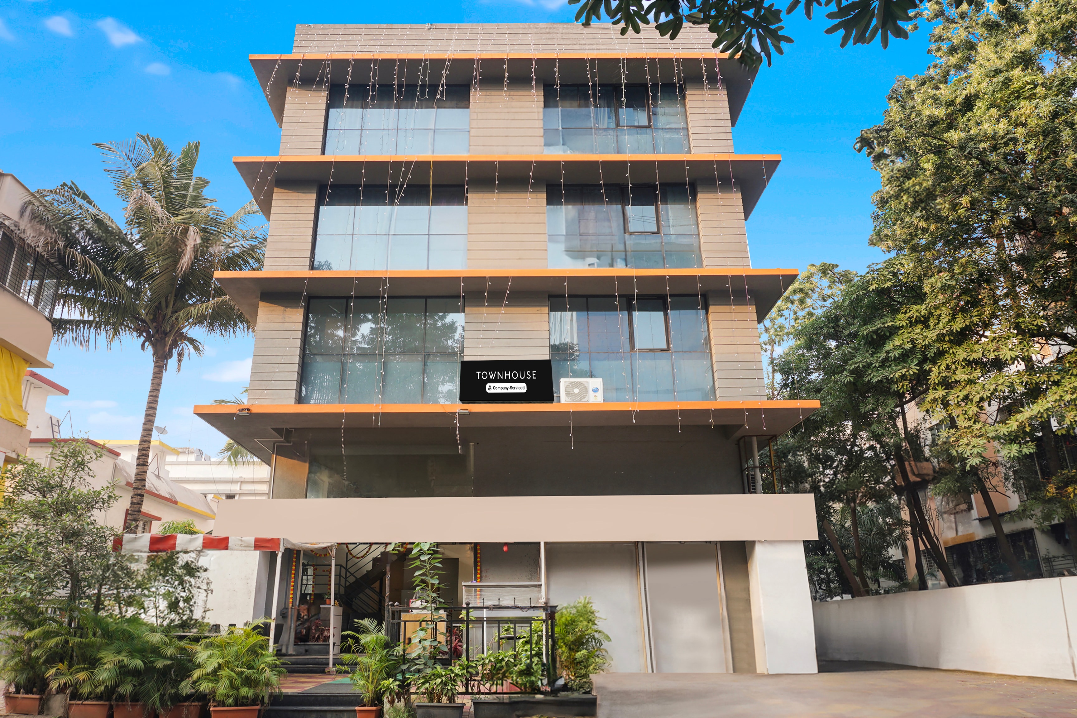Super Townhouse Hadapsar formerly Savali Inn 𝗕𝗢𝗢𝗞 Pune Hotel