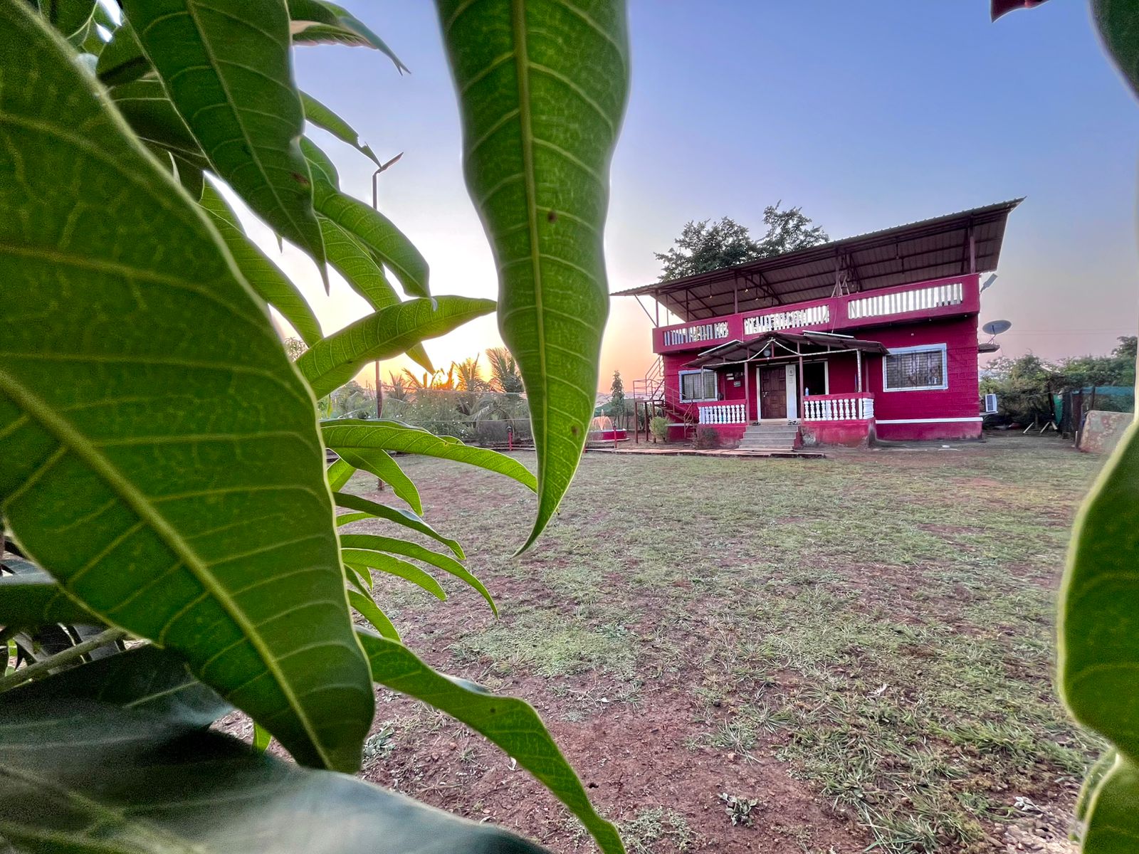 Shravani Farms 𝗕𝗢𝗢𝗞 Tala Farm House