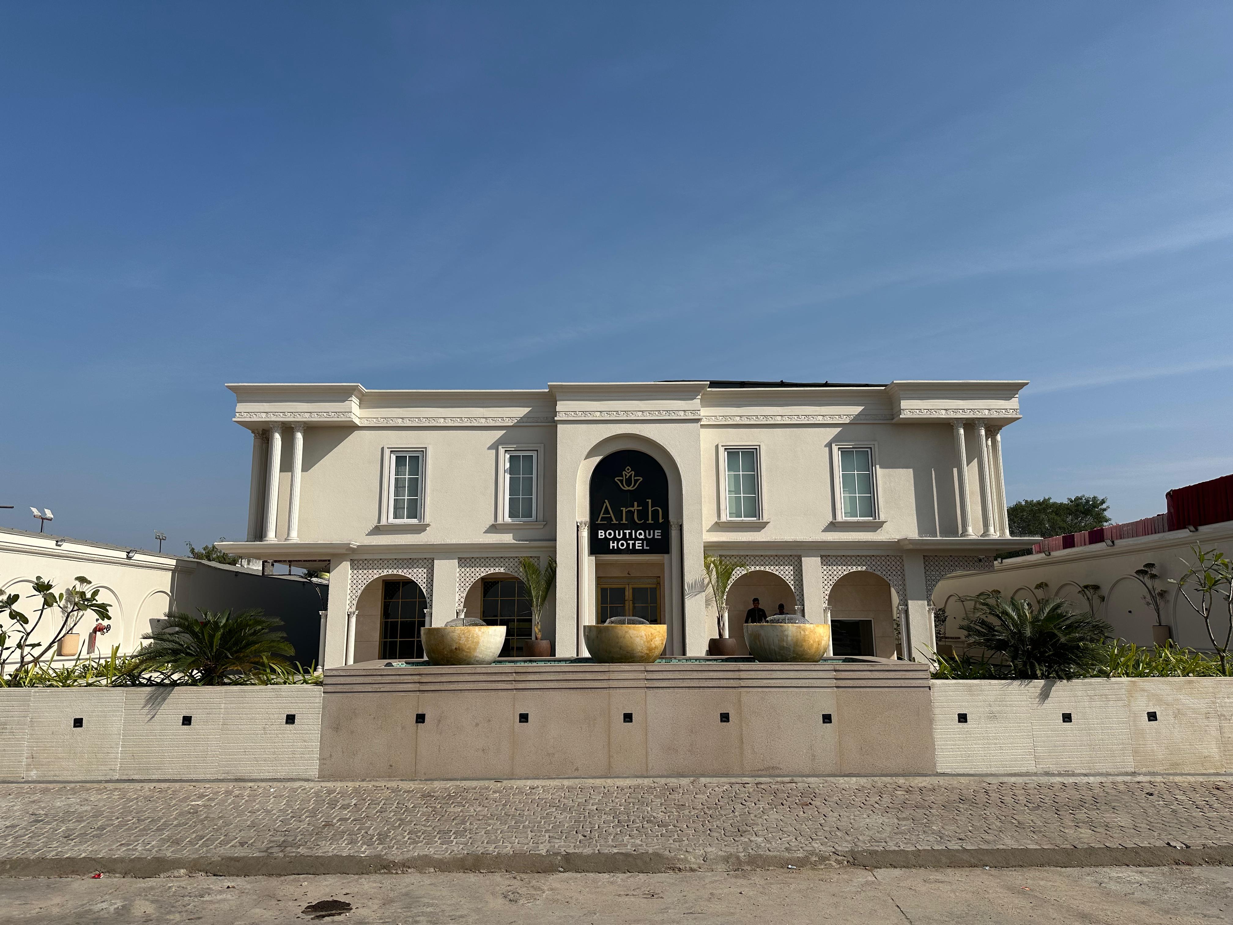 Arth Boutique Hotel 𝗕𝗢𝗢𝗞 Kota Hotel
