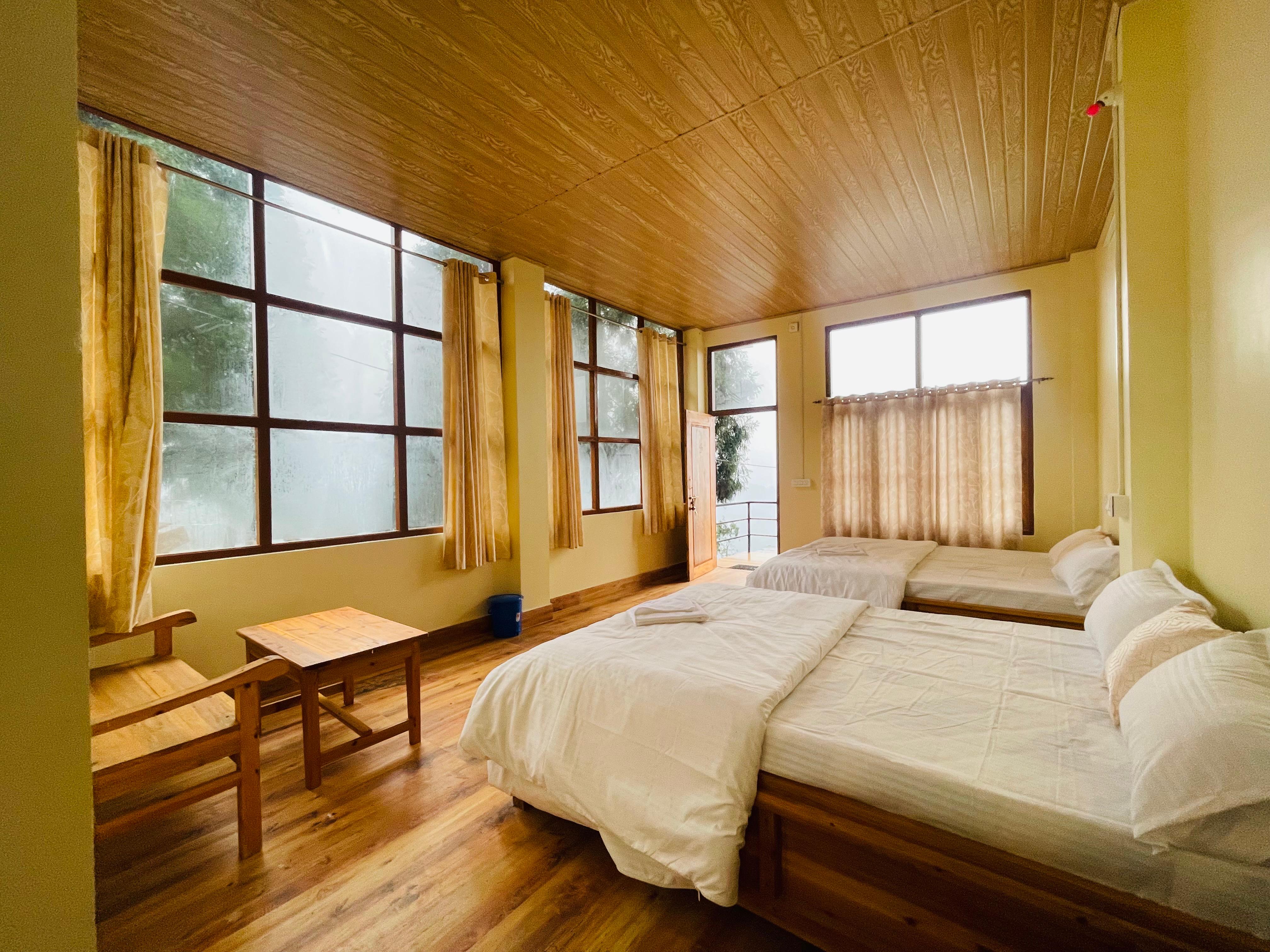 Hello Heaven Luxury Homestay,Sittong 𝗕𝗢𝗢𝗞 Kurseong Homestay