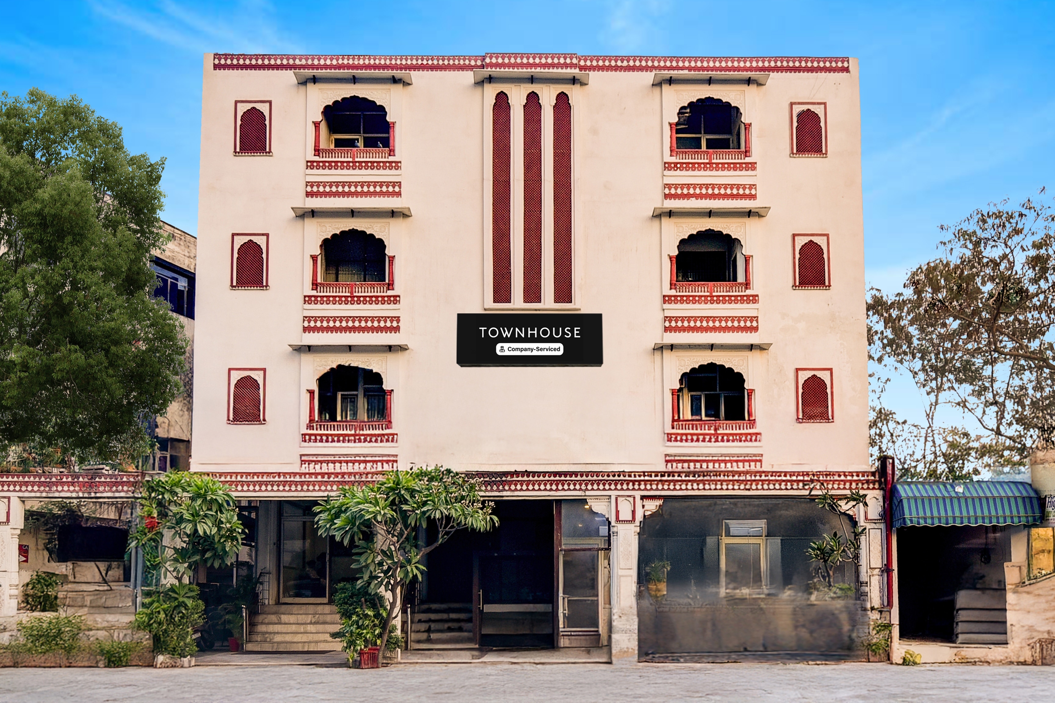 Photos of Townhouse Chandpole Metro Station Formerly Hotel Raghuraj ...