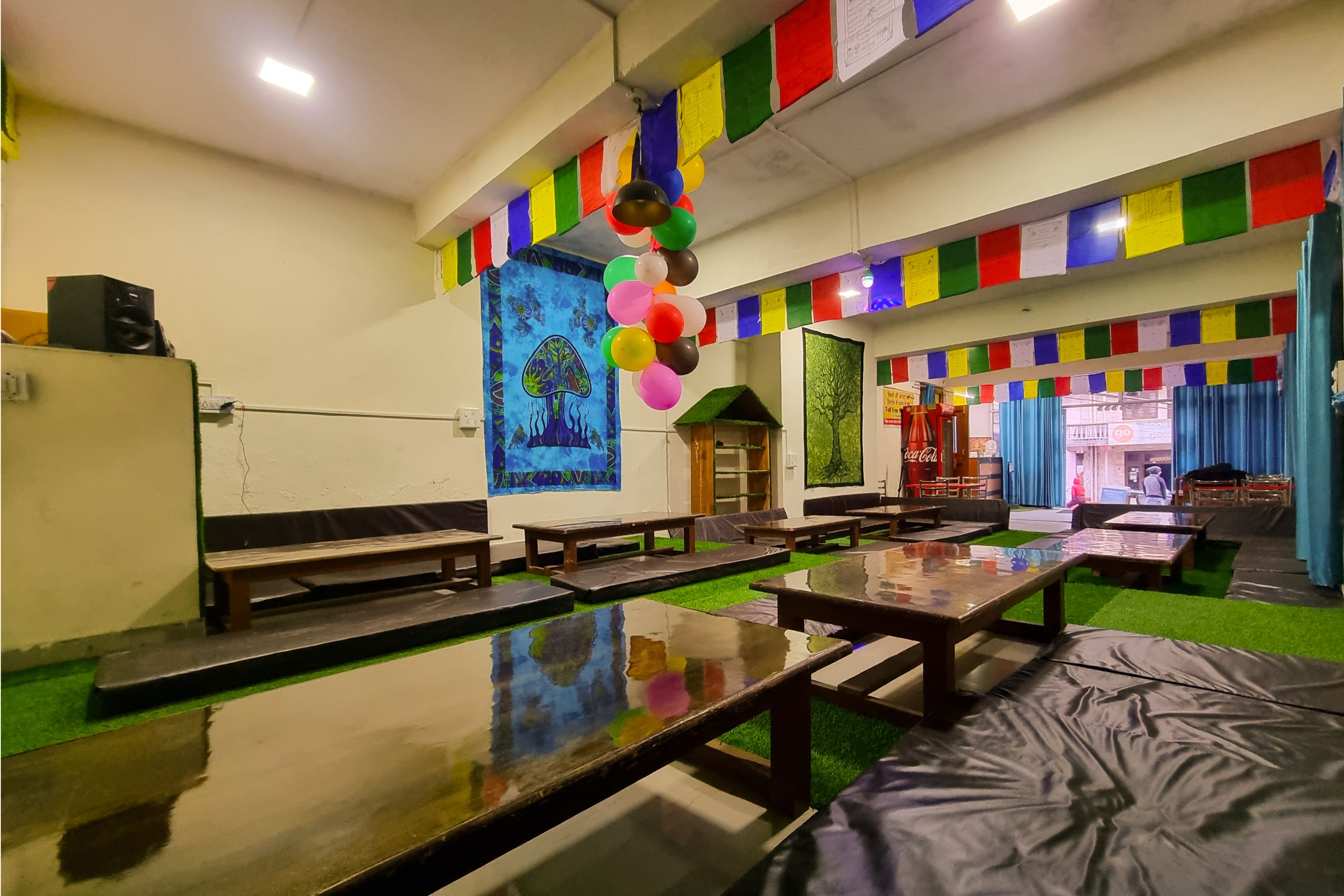 Oak View 𝗕𝗢𝗢𝗞 Dharamshala Hotel