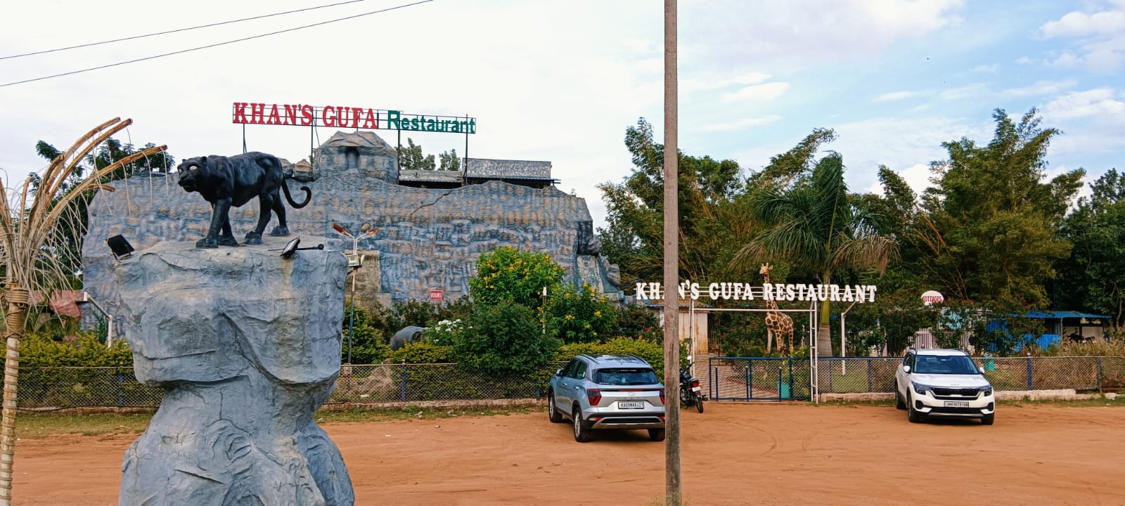 Bandipur Khans resort & Gufa restaurant Bandipur National Park ...