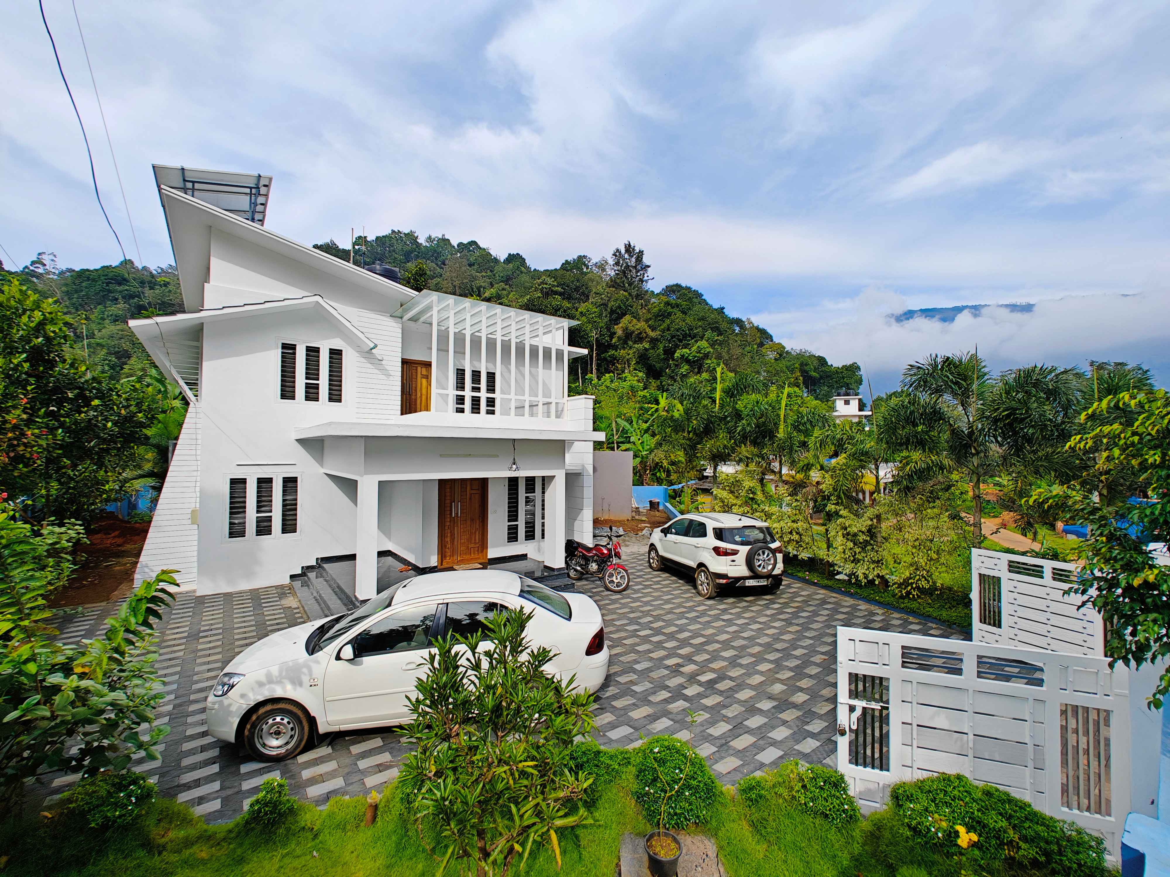 Munnar Pronto