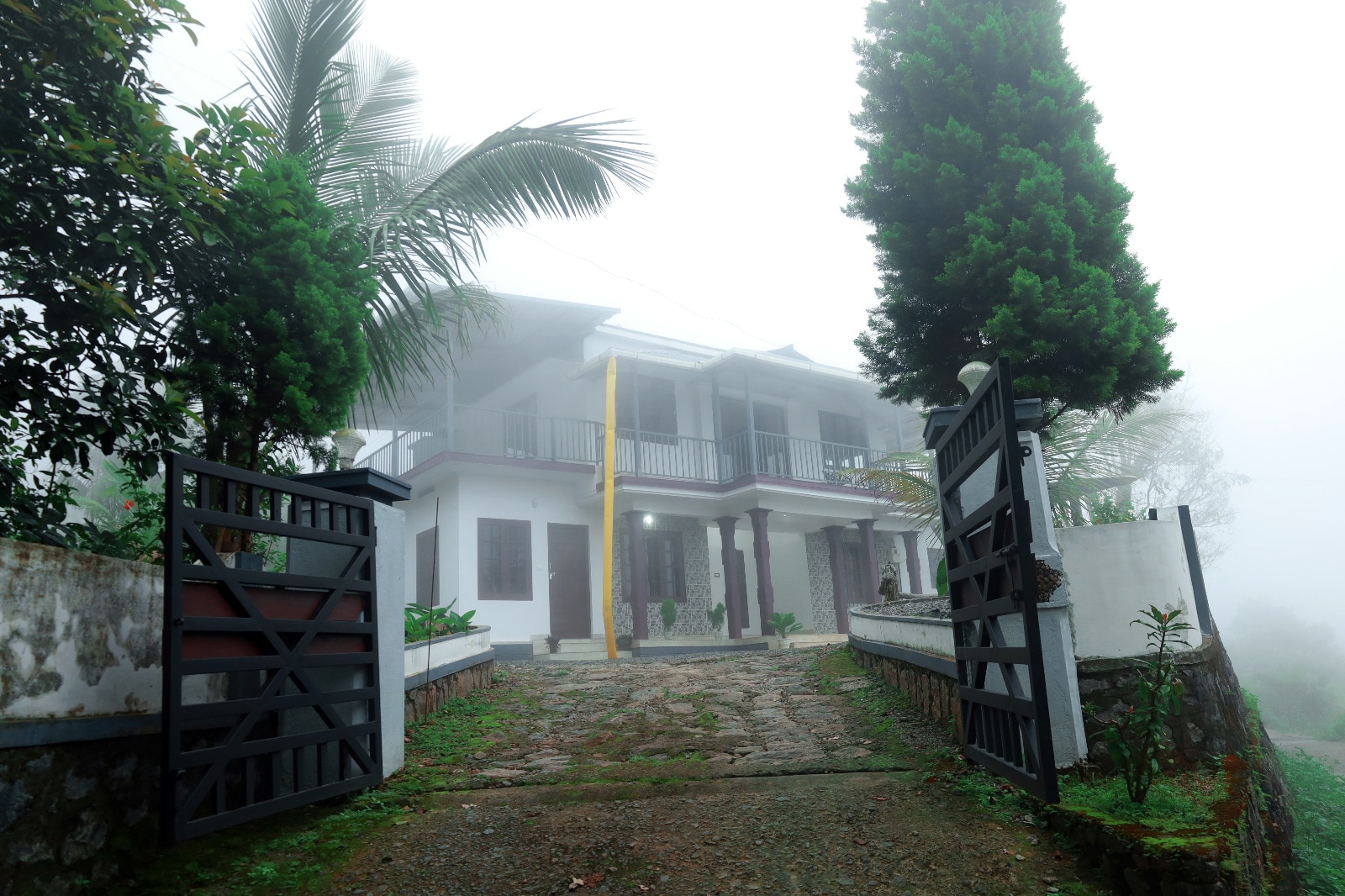 Hill View Homestay 𝗕𝗢𝗢𝗞 Vagamon Homestay