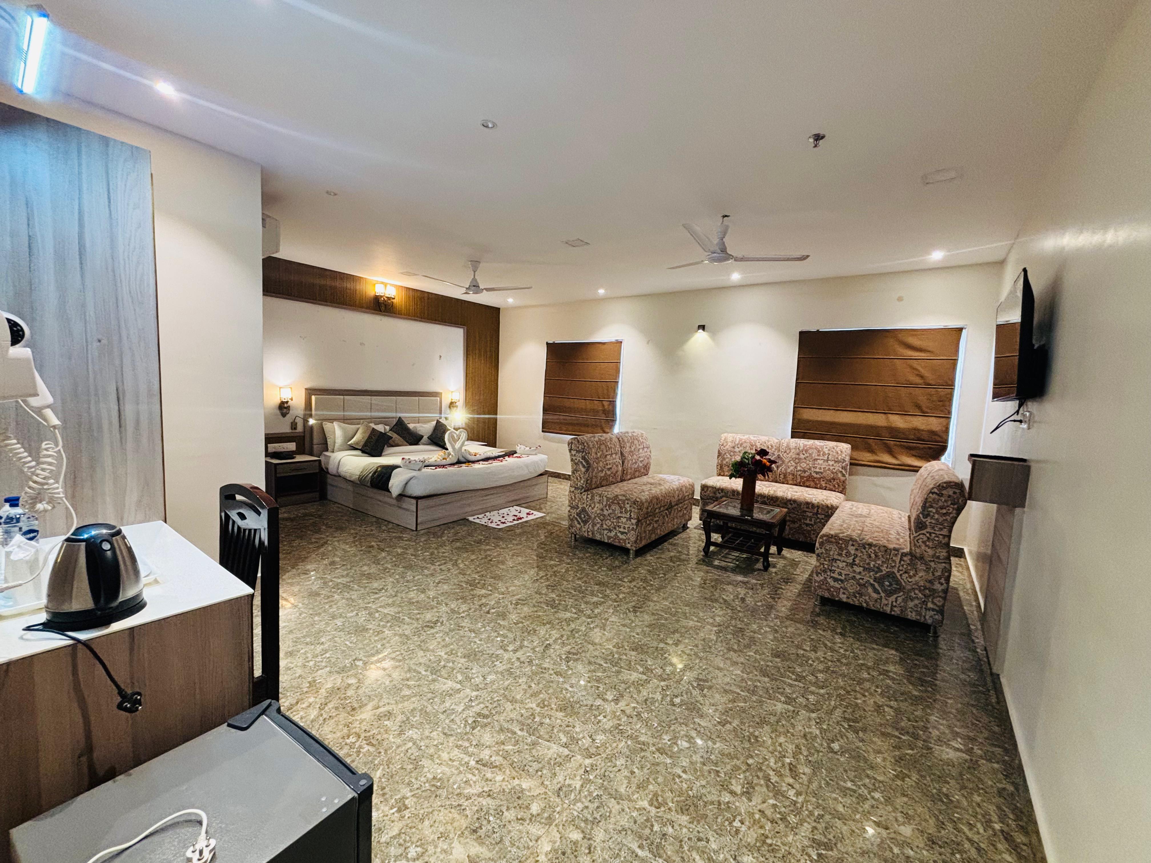 HVH KASHI VISHWANATH Hotel Varanasi - Reviews, Photos & Offer