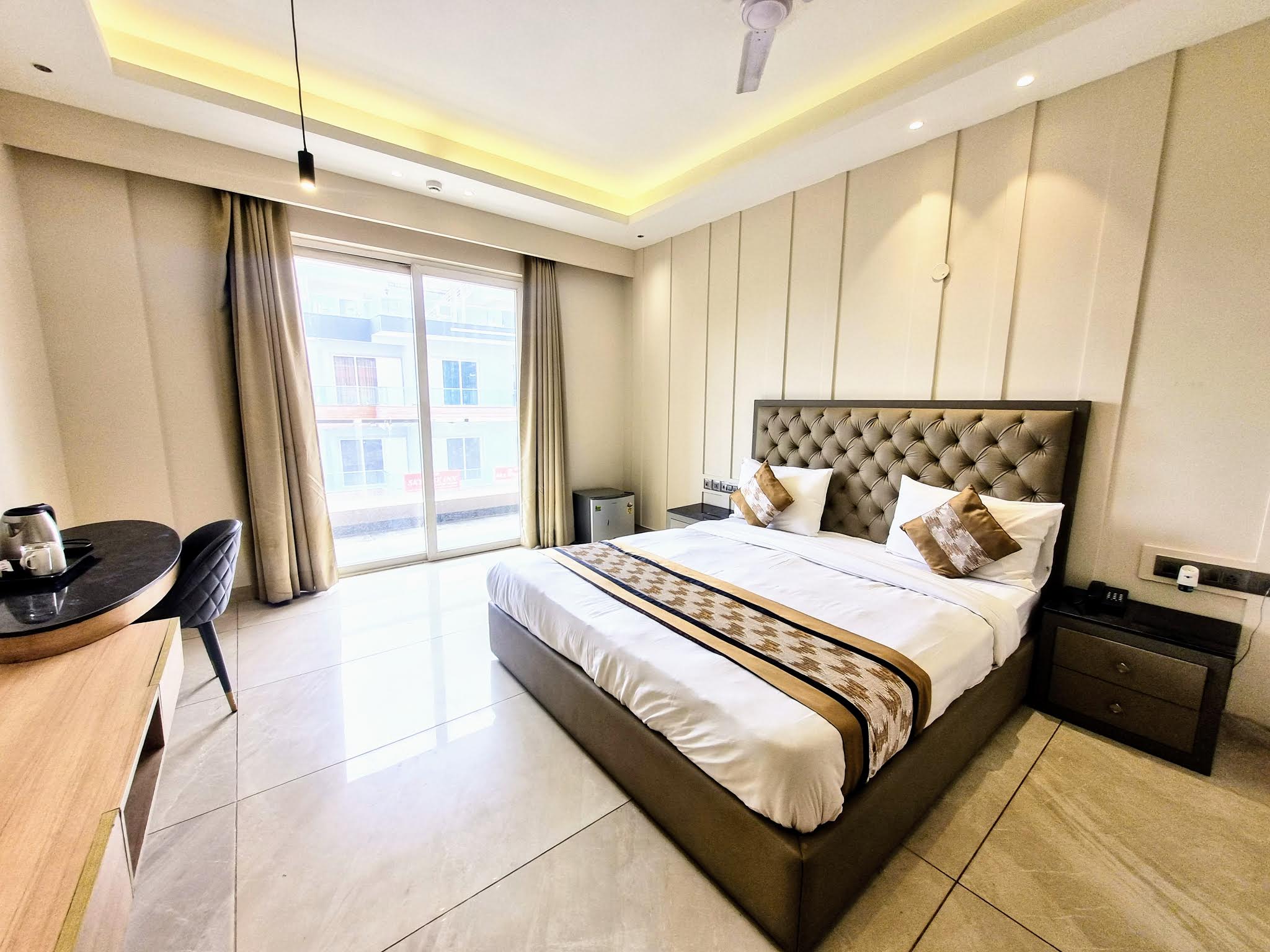 Infinity Stay - Hotel Near Medanta Gurgaon - Reviews, Photos & Offer