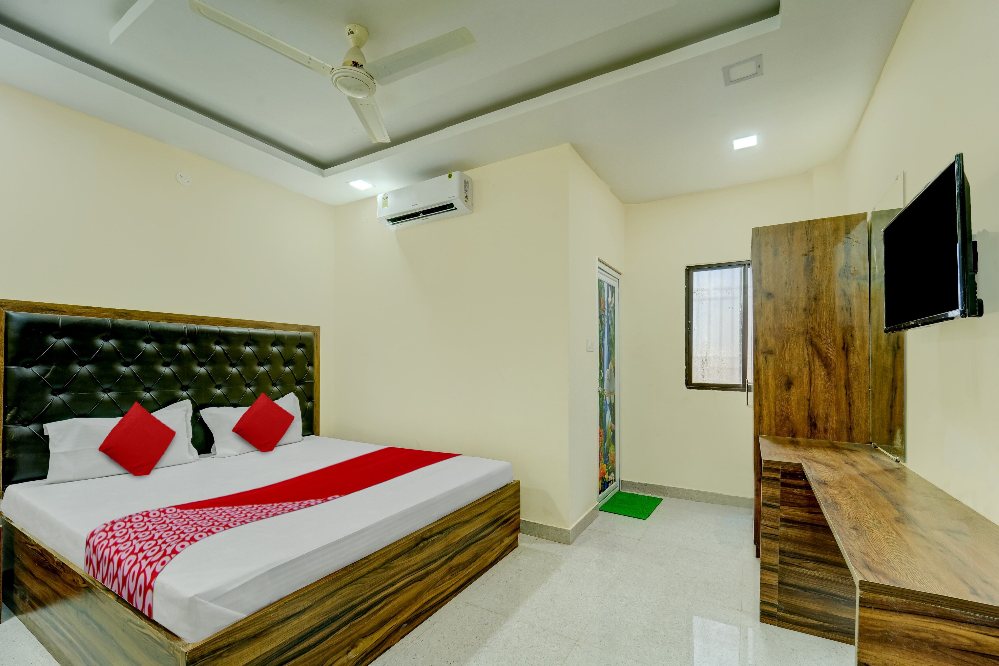 Hotel O Kings Resort 𝗕𝗢𝗢𝗞 Patna Hotel