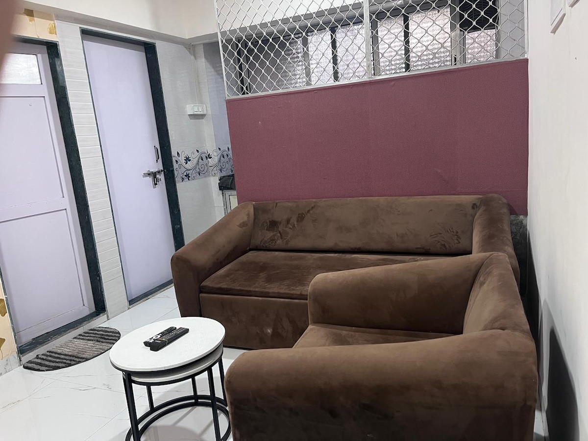 Ivy Palm Vista 002 Near Infinity Mall Malad 1BHK Apartment 𝗕𝗢𝗢𝗞 Mumbai ...
