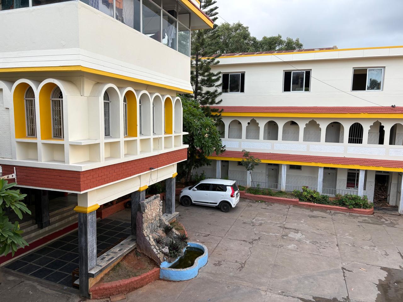 Hotel Swapna 𝗕𝗢𝗢𝗞 Mysore Hotel
