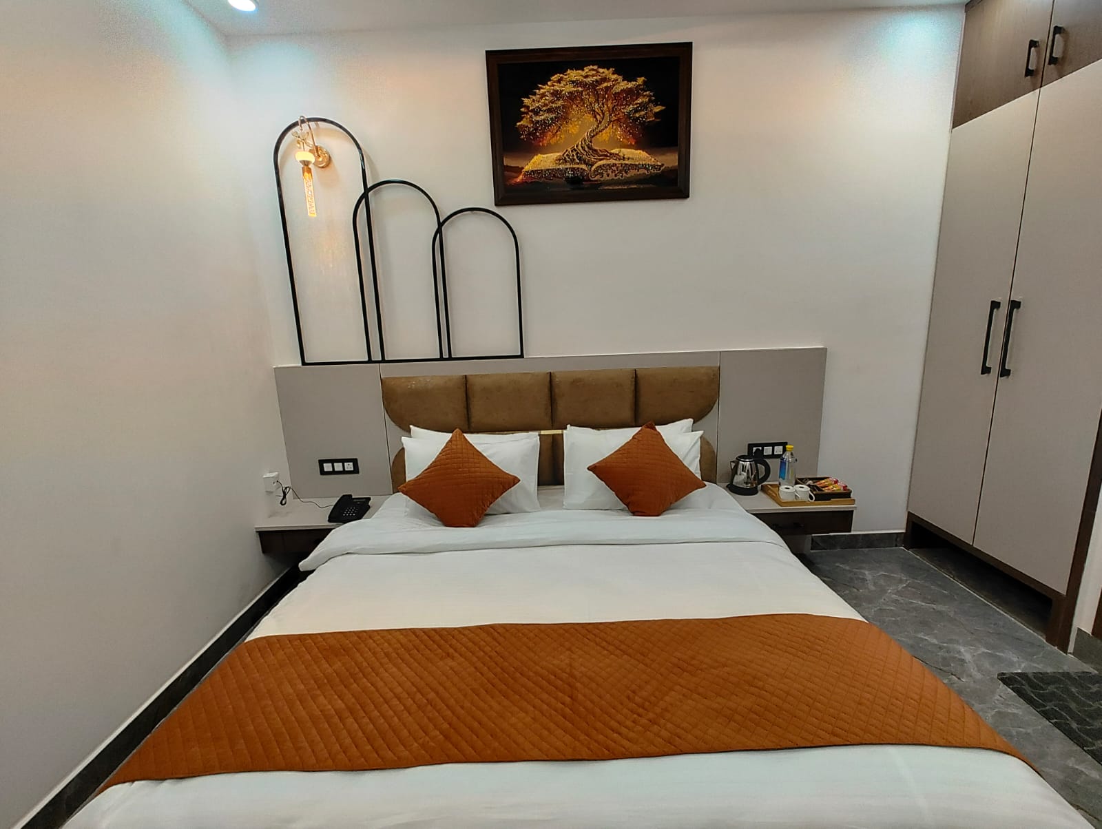 The Golden Way Hotel Aligarh - Reviews, Photos & Offer