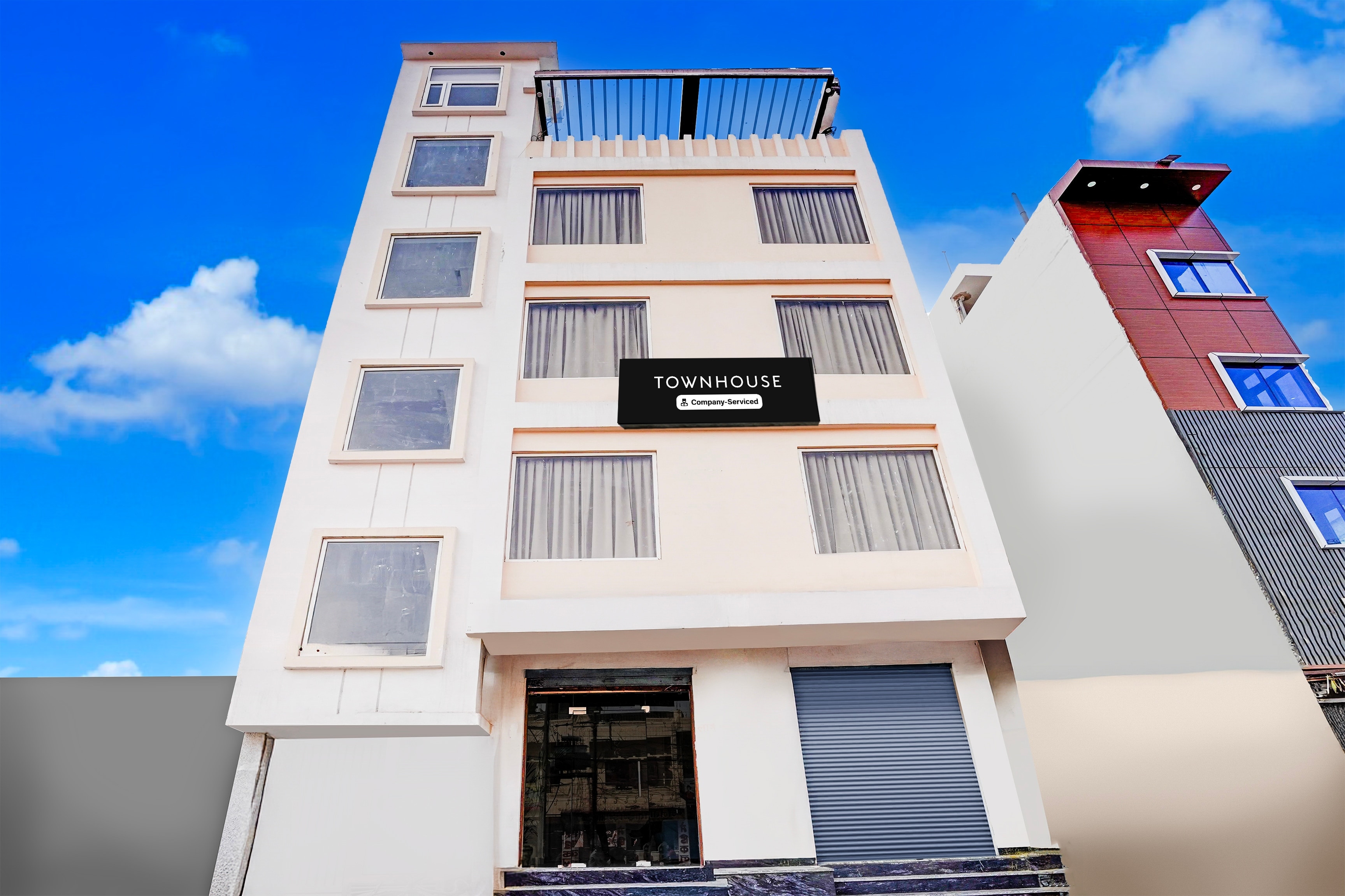 Super Townhouse Lahartara Railway Bridge Near Bus Stop 𝗕𝗢𝗢𝗞 Varanasi Hotel