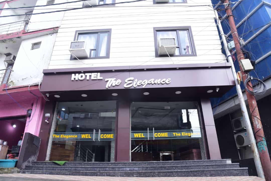 The Elegance 𝗕𝗢𝗢𝗞 Katra Hotel