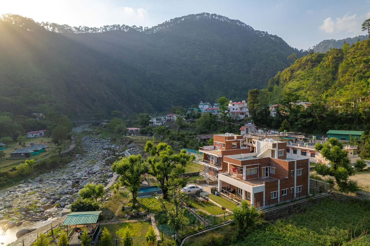 The Rizz Luxury Resort - Bhimtal (River View Resort) Bhimtal - Reviews ...