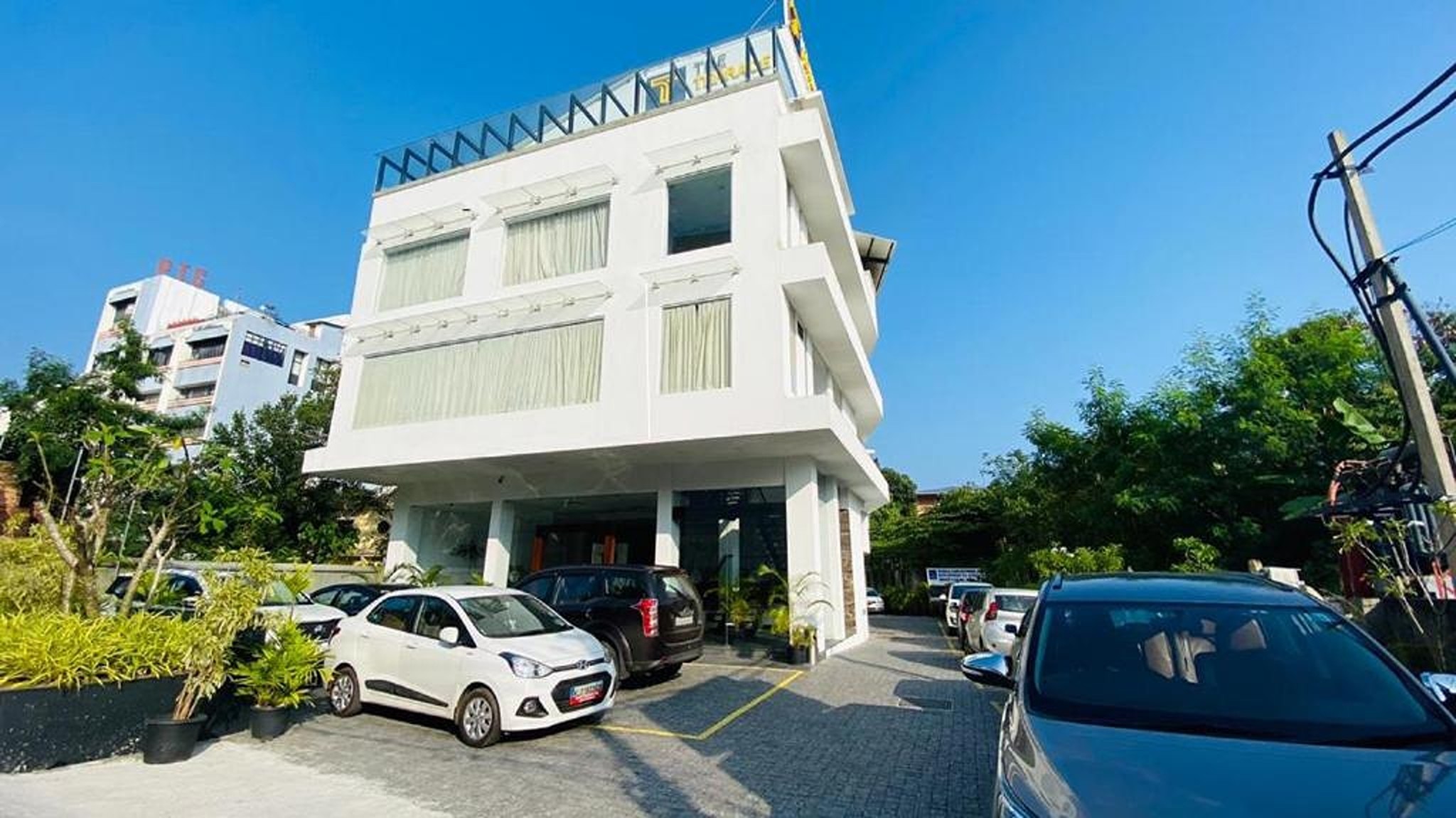 The Terrace Hotel 𝗕𝗢𝗢𝗞 Thiruvananthapuram Hotel
