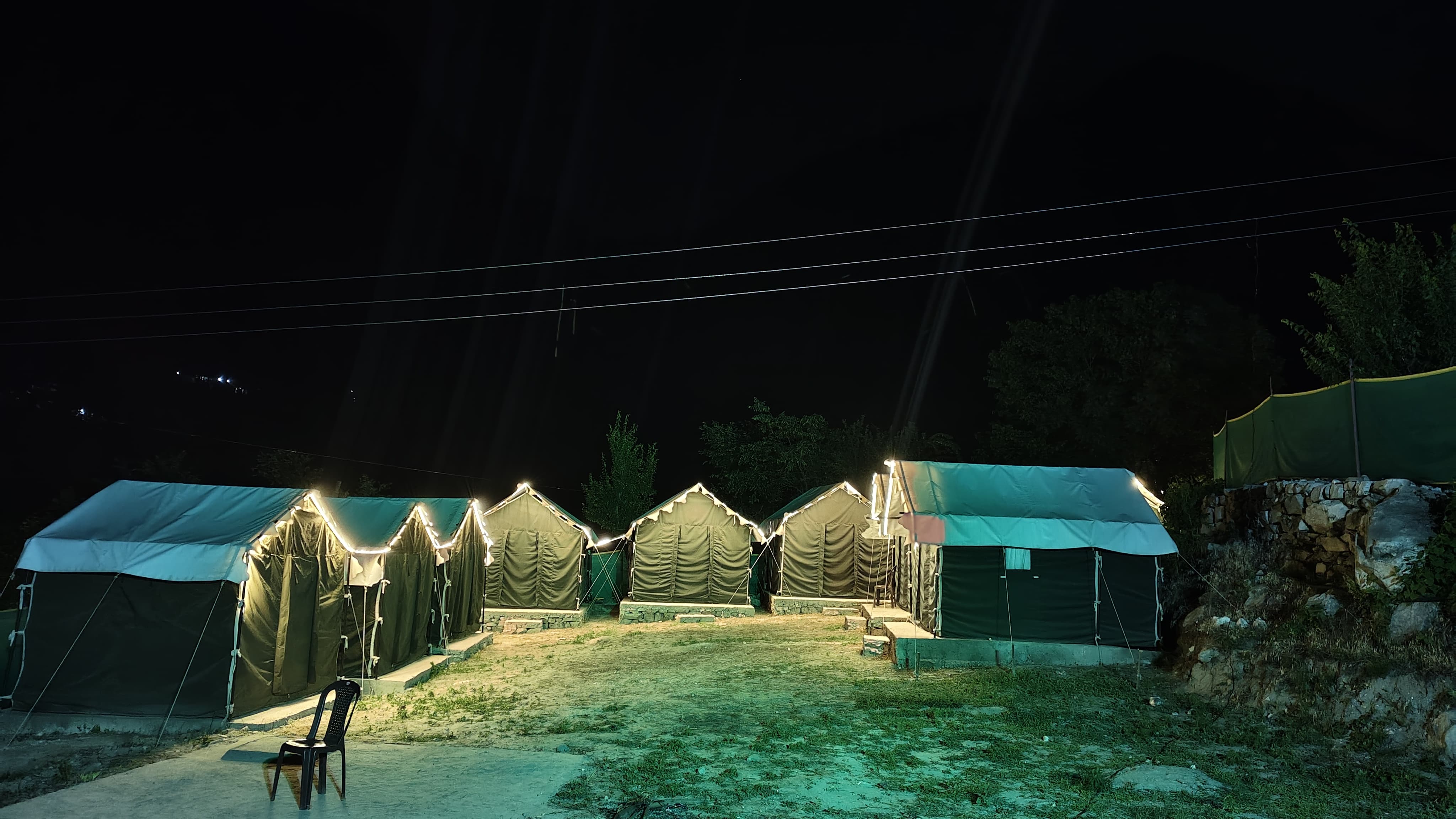 Rooms of Mountain Prism - Camp in Kasol