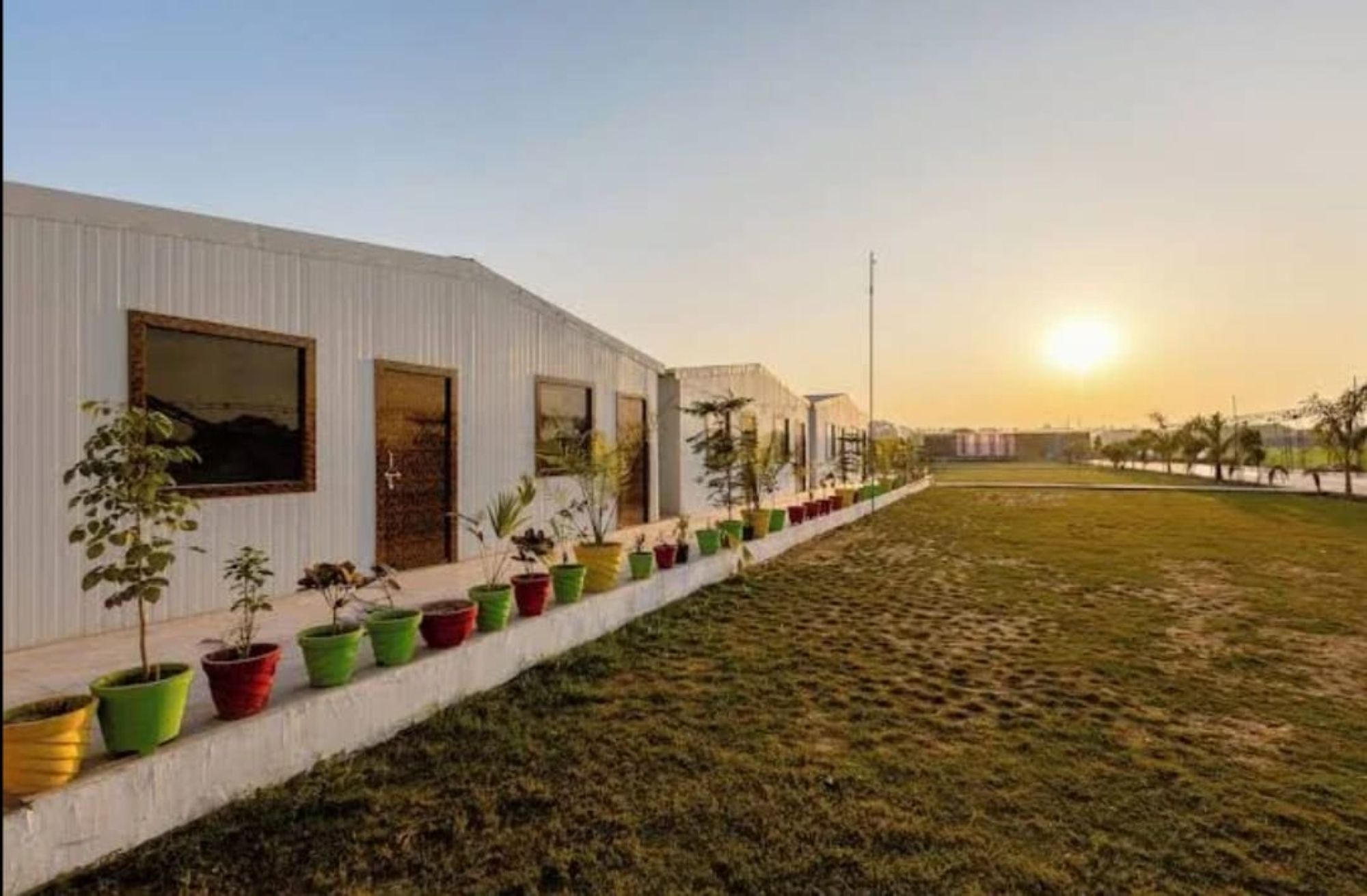 Photos of Krishna Highway Inn Resort - Vrindavan Hotel on Goibibo