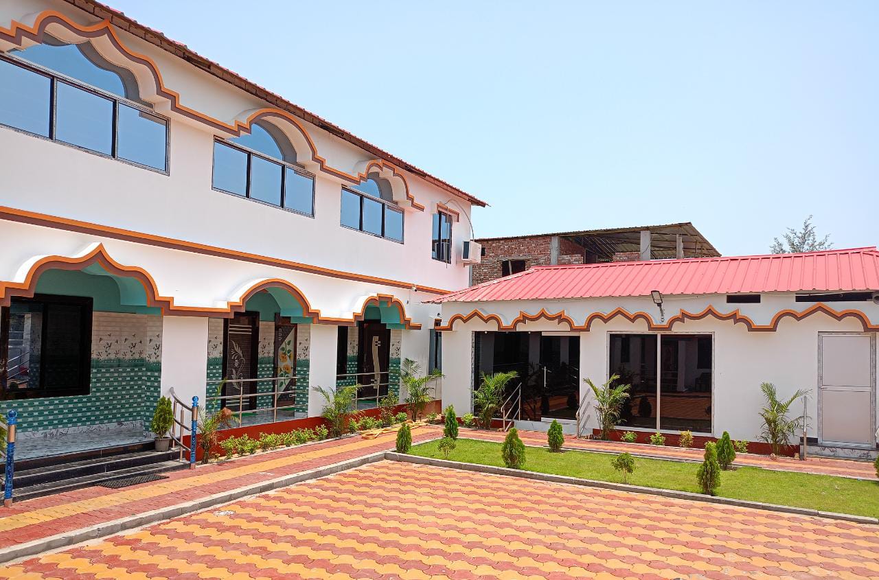 GALAXY HOTEL & RESORT Tajpur - Reviews, Photos & Offer